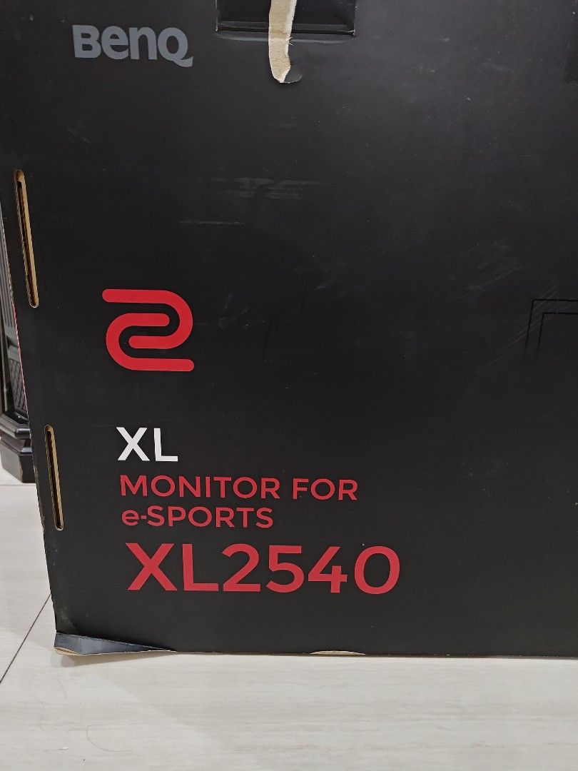 BenQ Zowie XL2540 240hz Gaming Monitor, Elektronik, Bagian Komputer ...