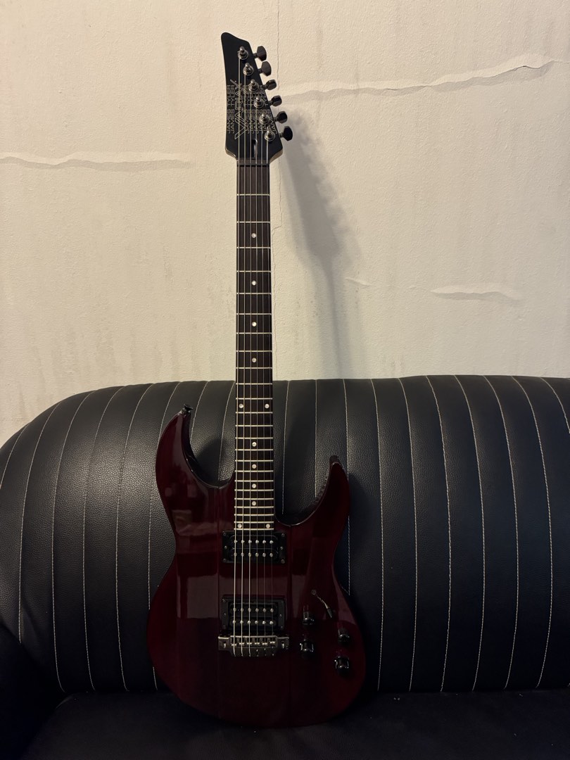 Line 6 James Tyler Variax JTV-89 Red Electric Guitar, Hobbies & Toys ...
