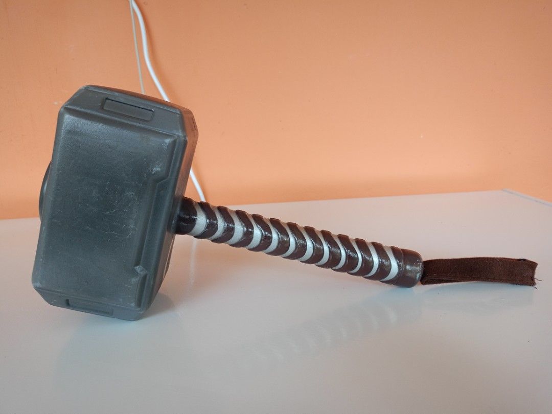 Marvel: Avengers Endgame Thor Mjolnir Hammer , Hobbies & Toys, Toys ...