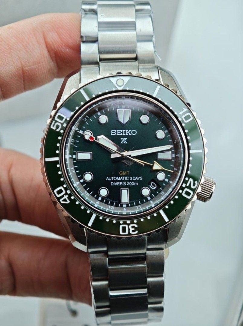Seiko Prospex GMT Automatic Diver's 200m, Men's Fashion, Watches ...