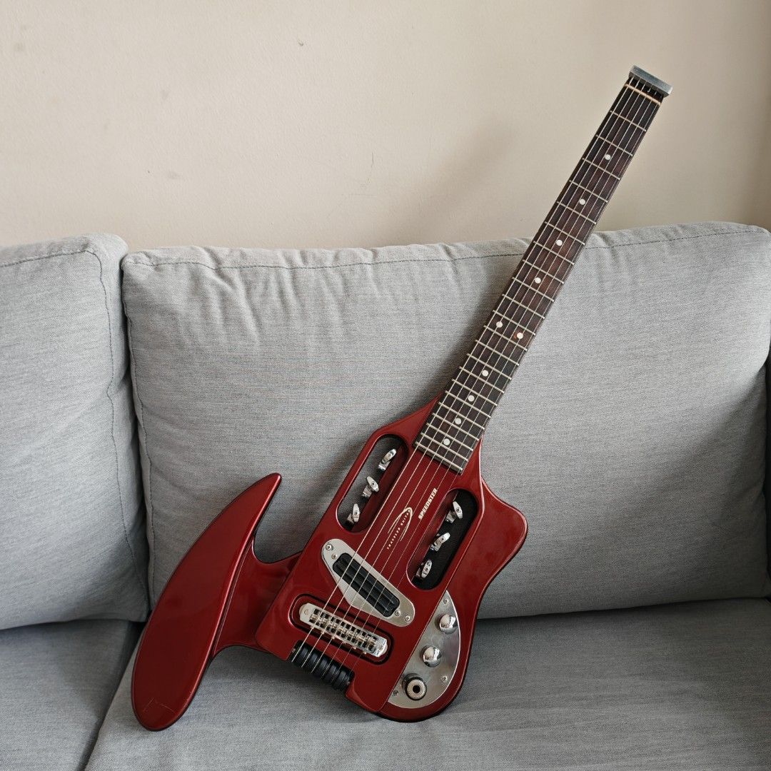 Traveler Speedster, headless travel electric guitar, Hobbies & Toys ...