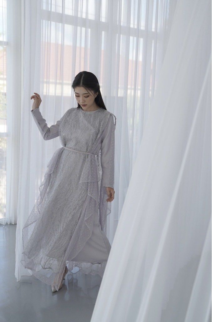 Aura label dress raya, Women's Fashion, Muslimah Fashion, Dresses on ...