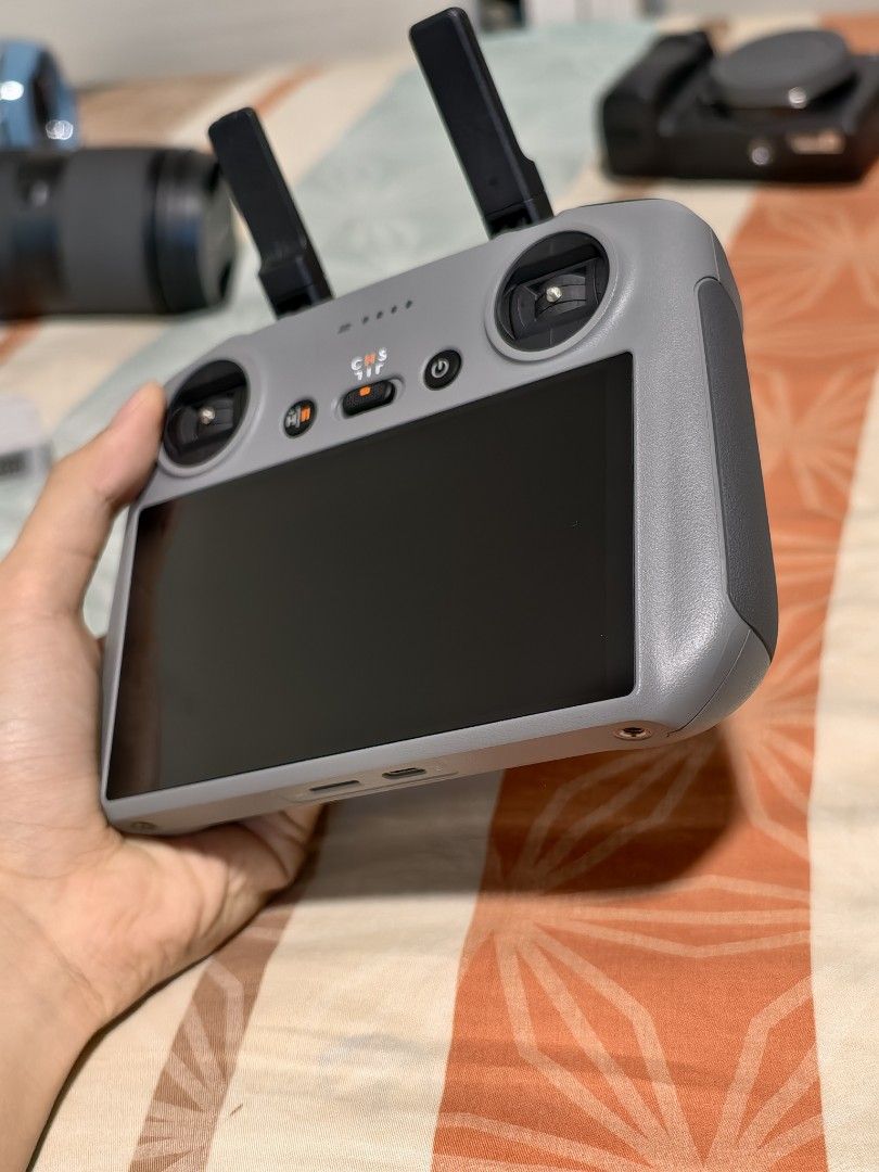 DJI RC2, Photography, Drones on Carousell
