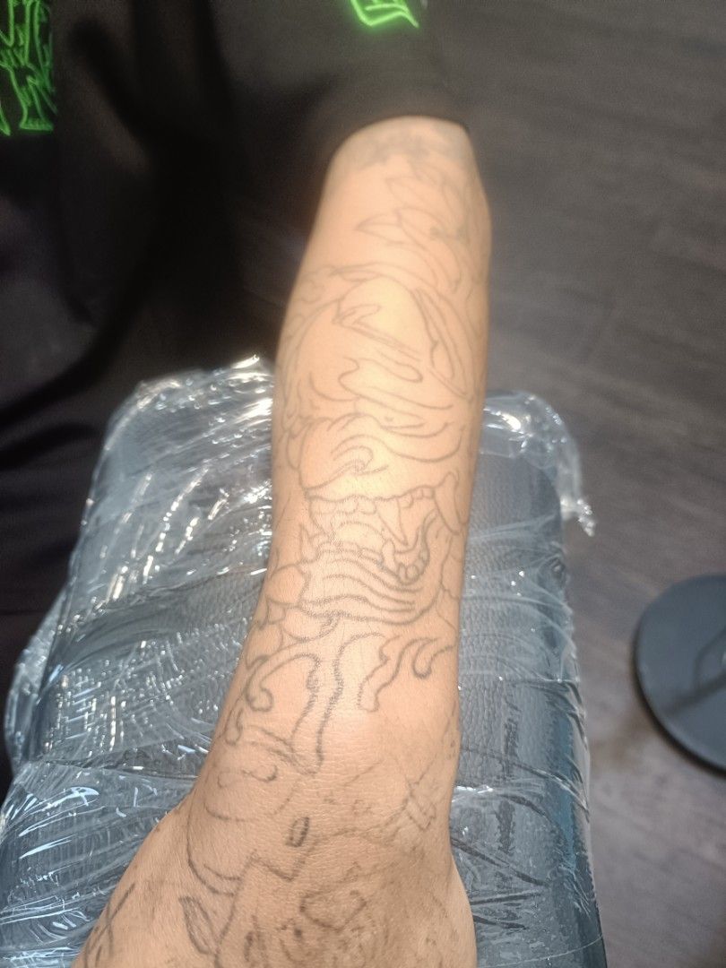 Eric Tattoos World, Hobbies & Toys, Art & Prints on Carousell