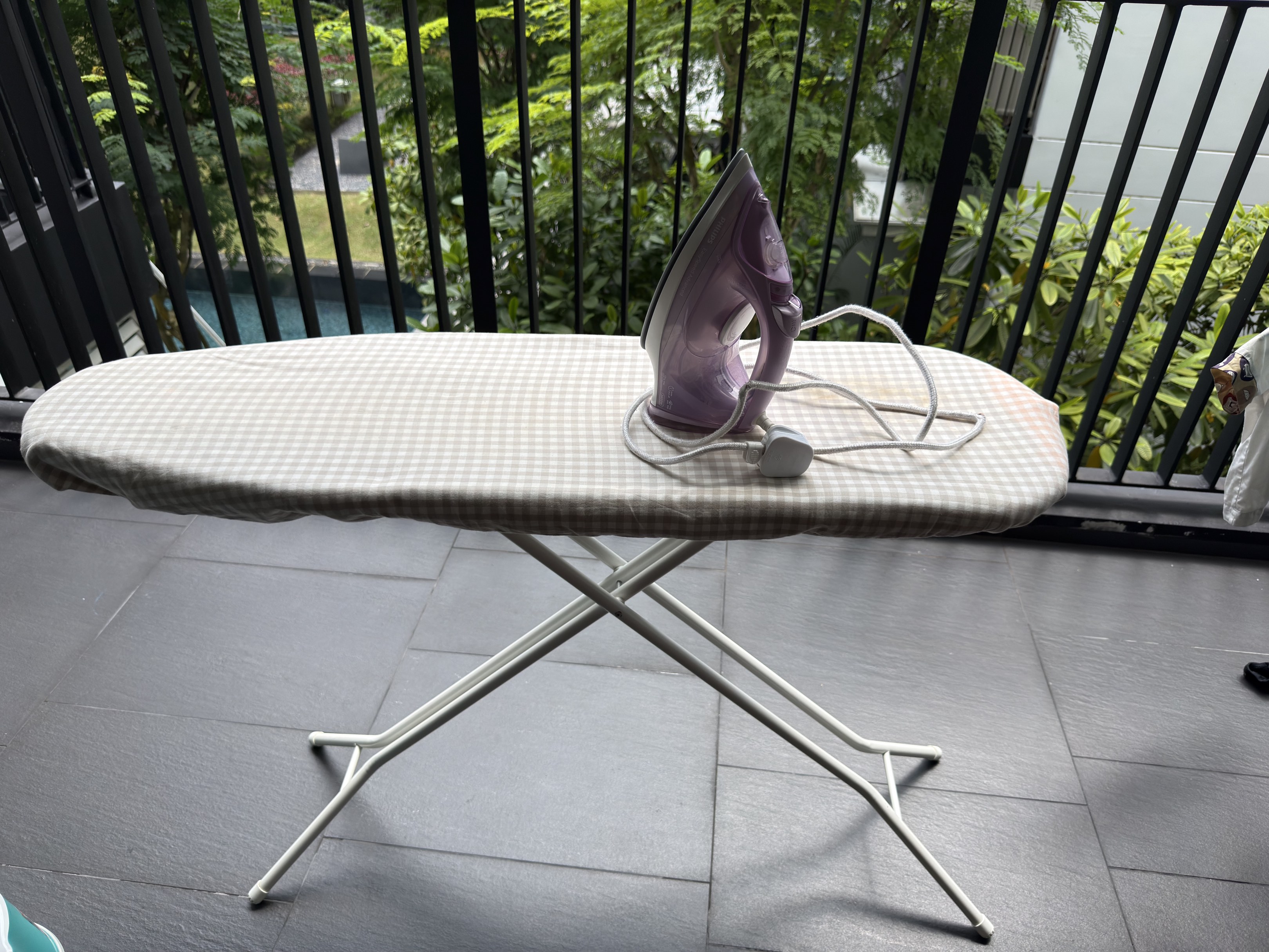 $30 for both! Bundle of Ikea ironing board and Philips EasySpeed ...