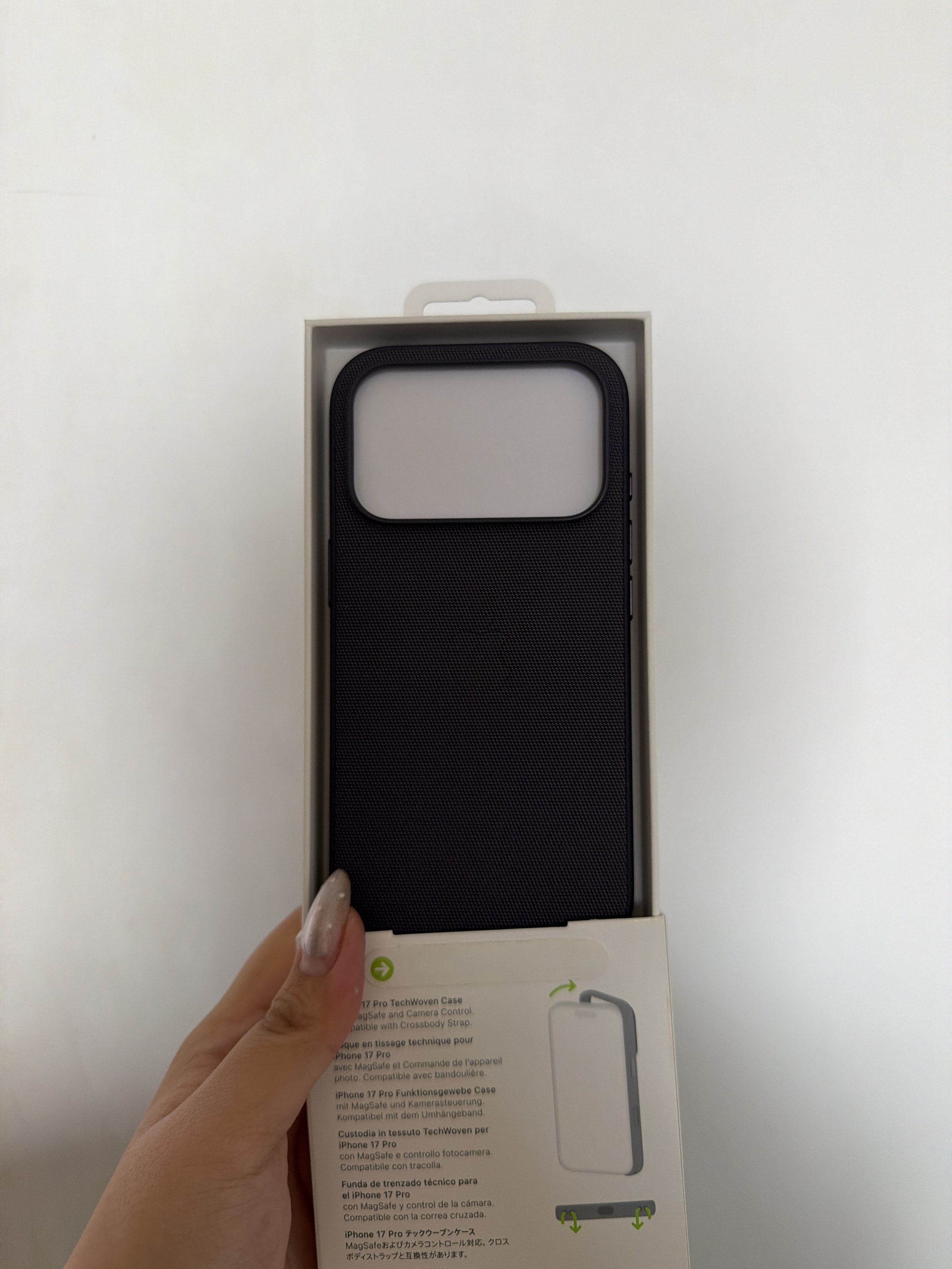 Apple iPhone 17 Pro TechWoven Case - Purple, Mobile Phones & Gadgets ...