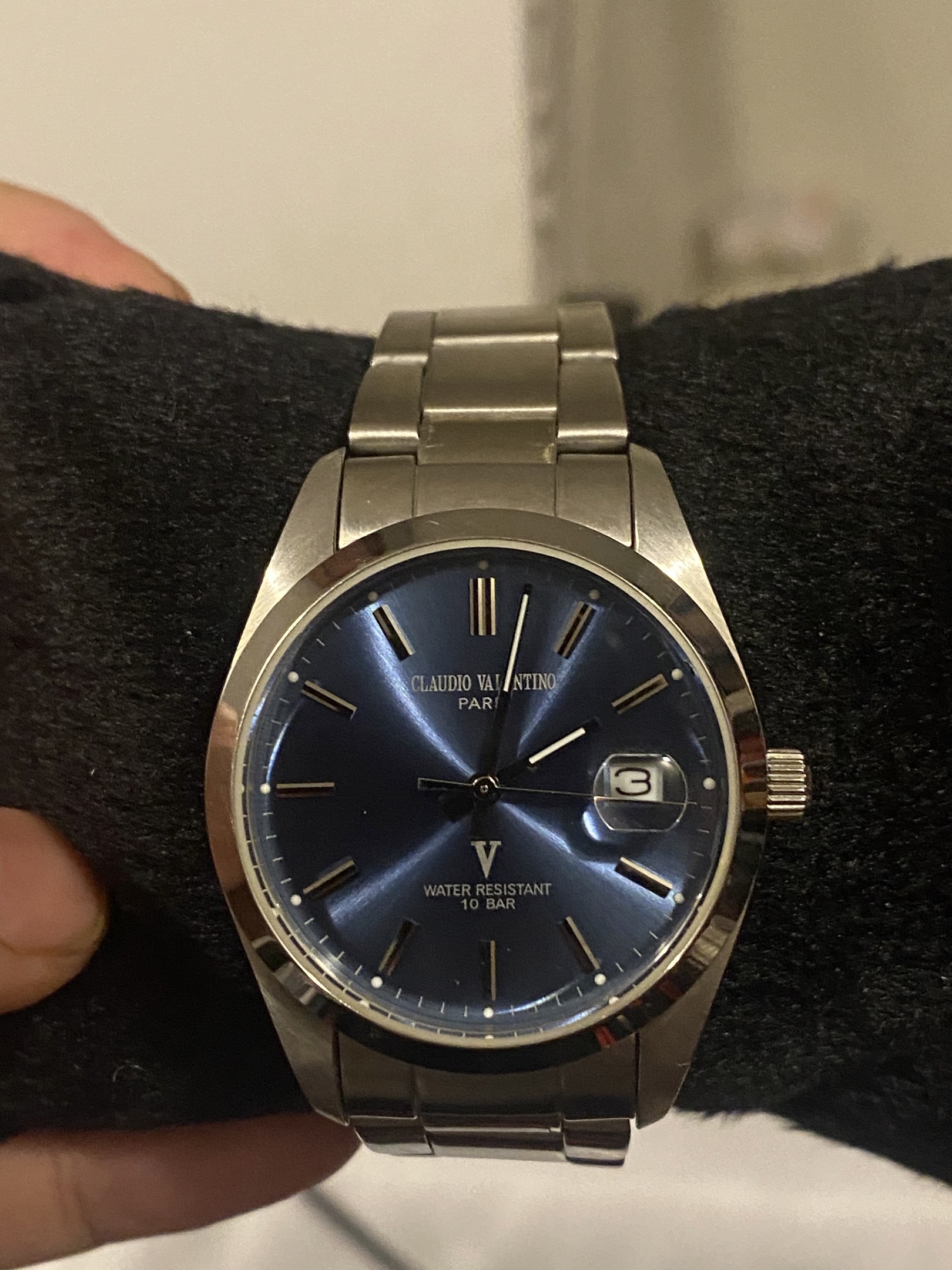 Claudio Valentino Paris Watch Blue sunburst dial, Men's Fashion ...