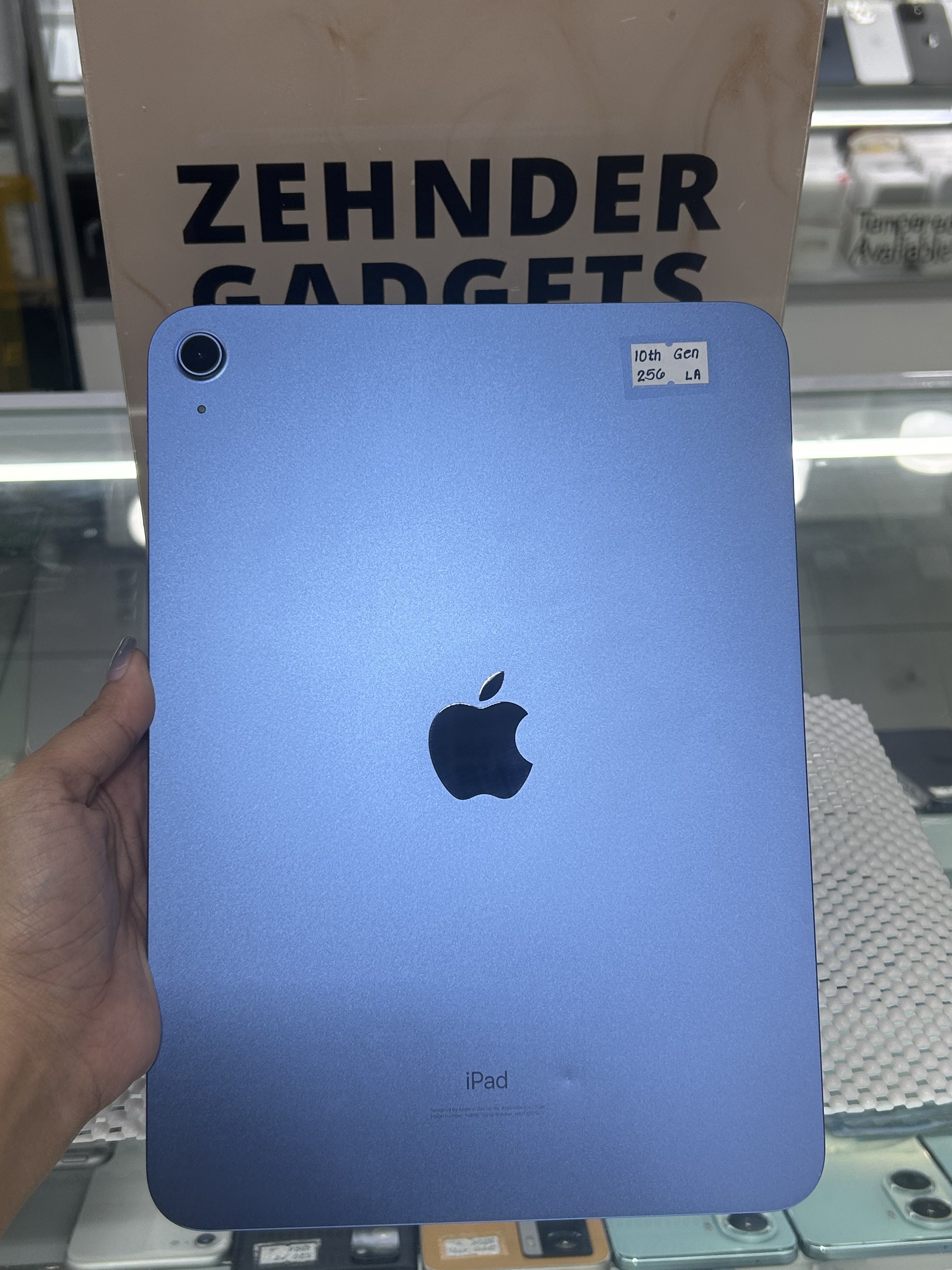 iPad 10th Gen 256GB WIFI (NTC APPROVED), Mobile Phones & Gadgets ...