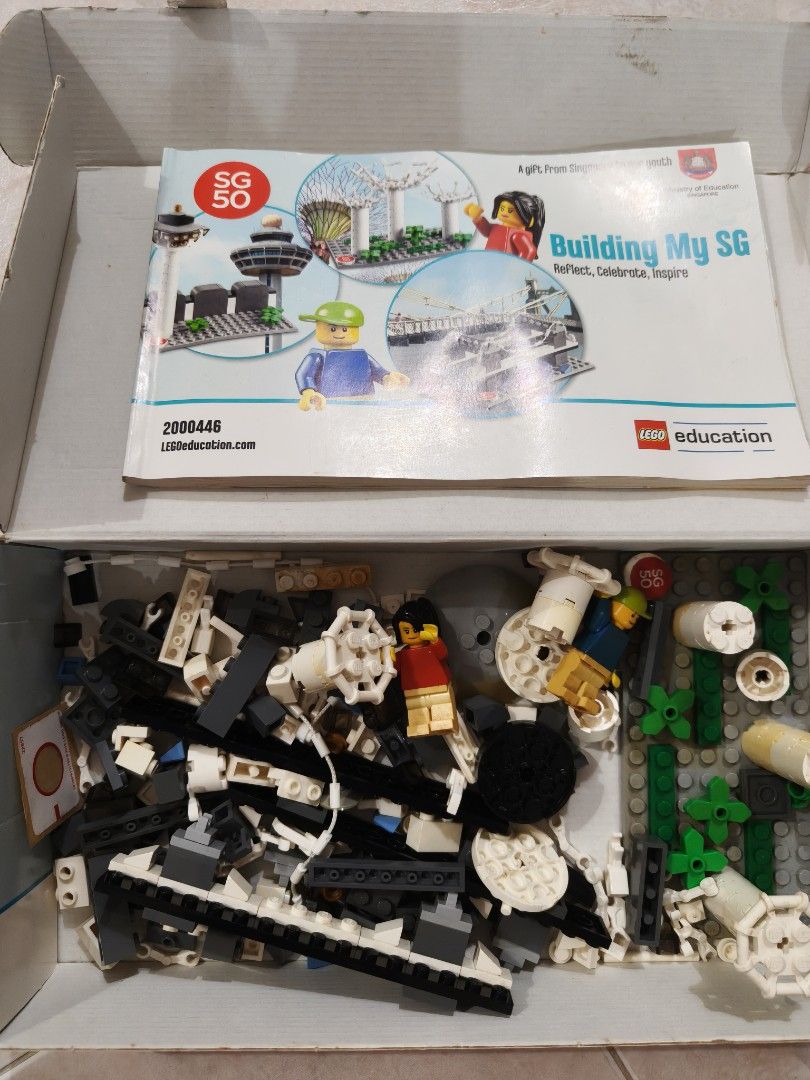 LEGO Education Building My SG Set, Hobbies & Toys, Toys & Games on ...