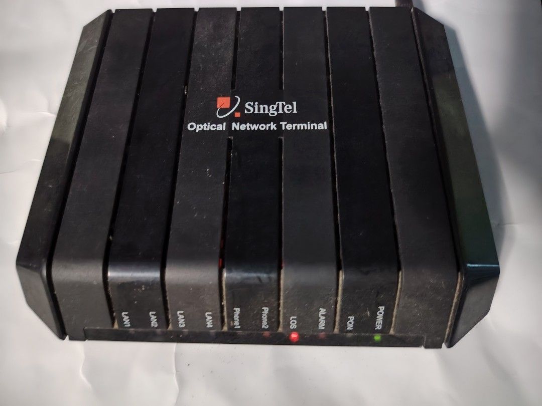 Singtel Mesh Router and ZTE QPON-ONT, Computers & Tech, Parts ...