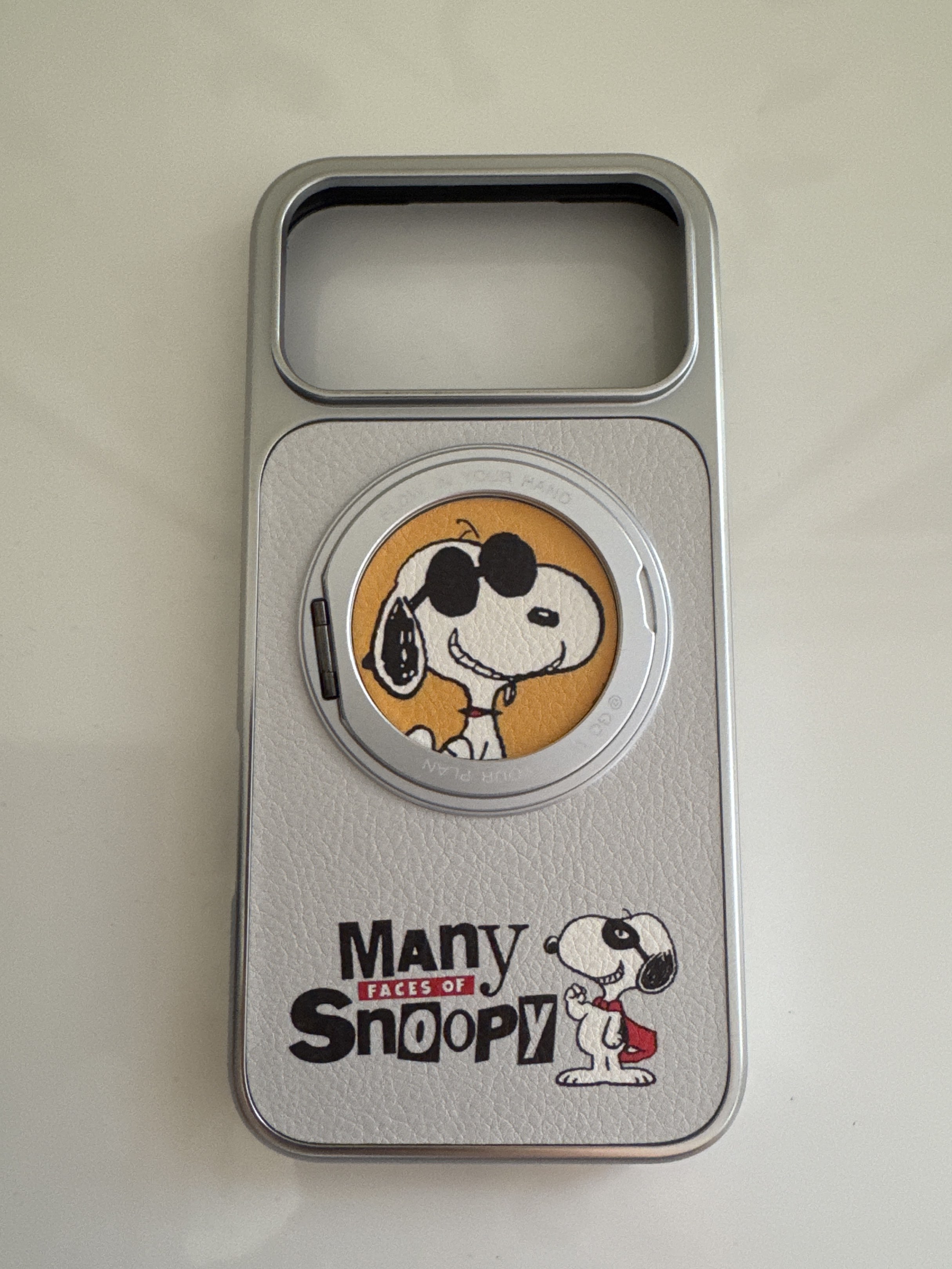 Snoopy iPhone 17 Pro Max Case, Mobile Phones & Gadgets, Mobile & Gadget ...