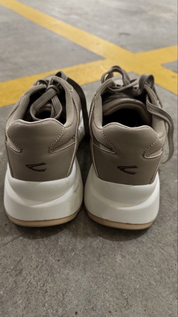 Camel Active Sneakers, Women's Fashion, Footwear, Sneakers on Carousell