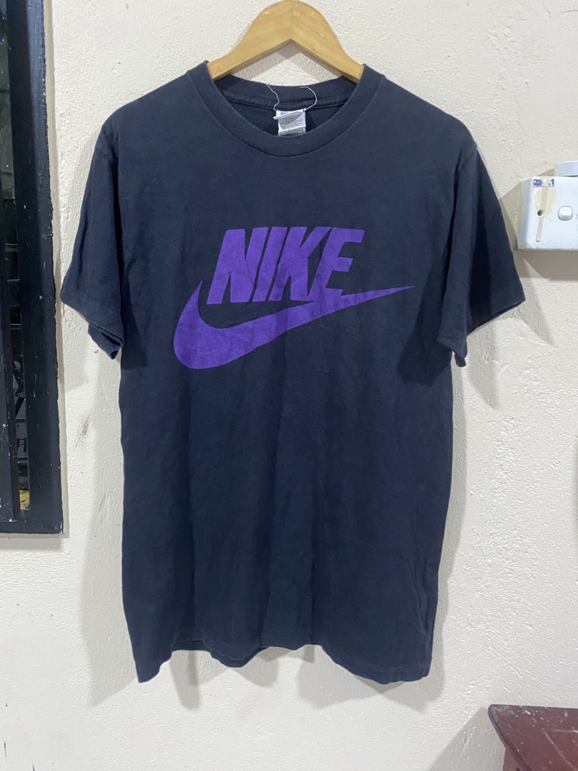 Nike Grey Tag, Men's Fashion, Tops & Sets, Tshirts & Polo Shirts on ...