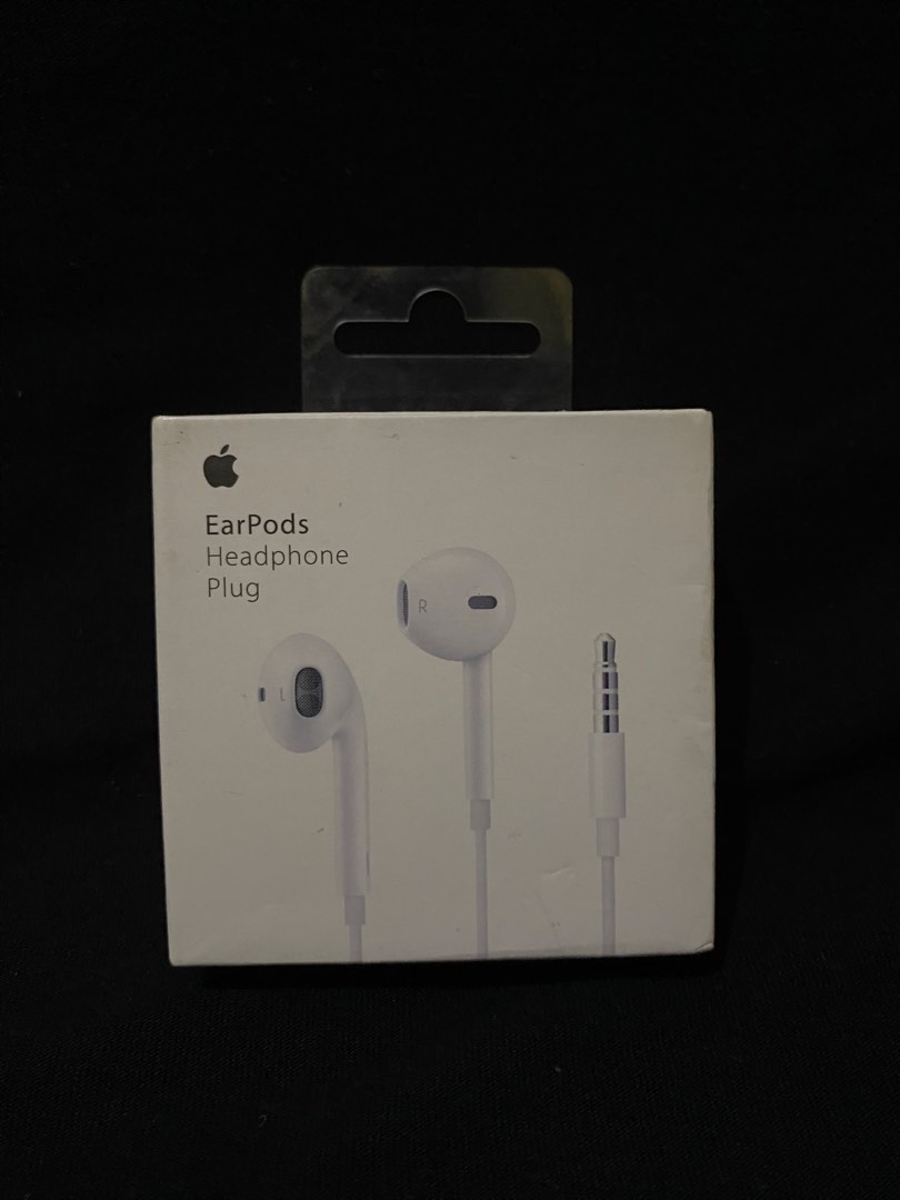 Apple EarPods with Headphone Plug, Audio, Earphones on Carousell