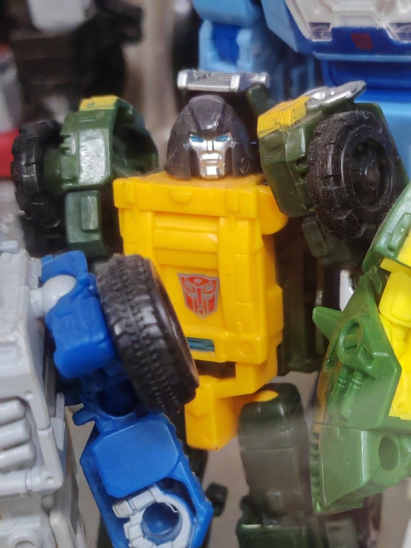 Transformers Generations War for Cybertron brawn, Hobbies & Toys, Toys ...