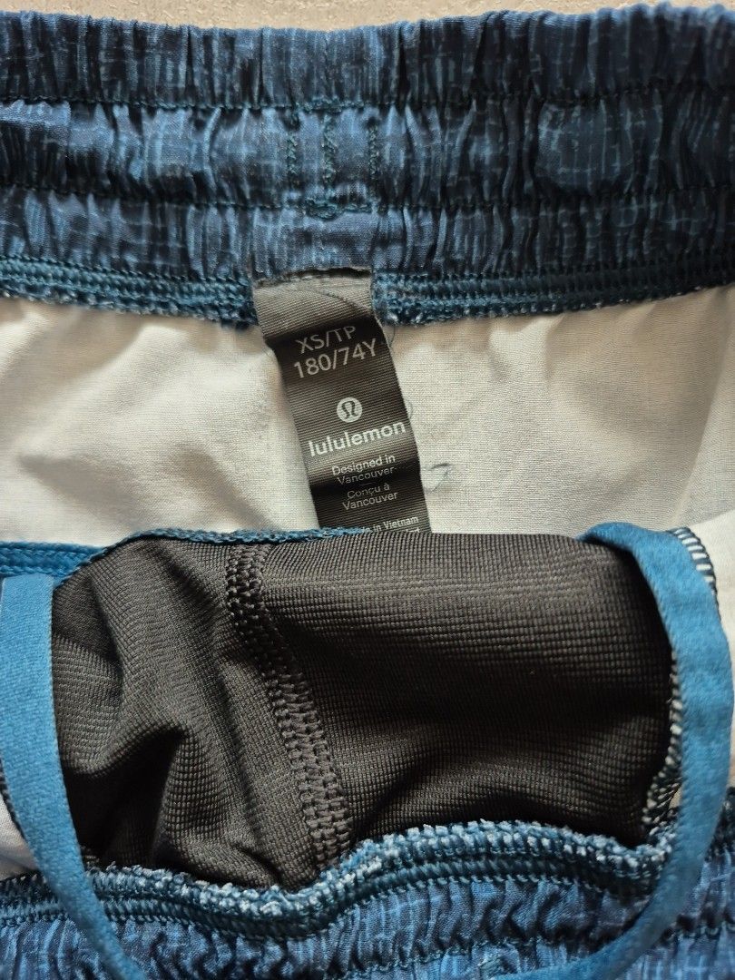 Lululemon Pacebreaker Linerless 7in XS, Men's Fashion, Activewear on ...