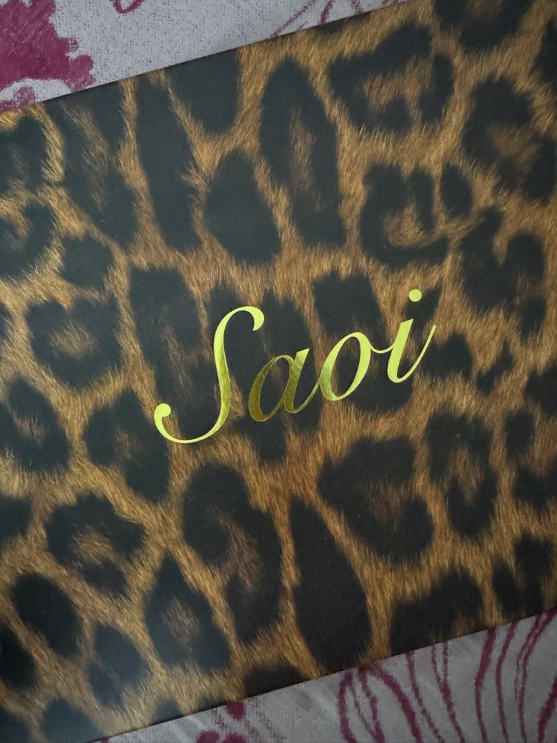 Saoi Laptop Case in Croc Brown, Women's Fashion, Bags & Wallets, Purses ...