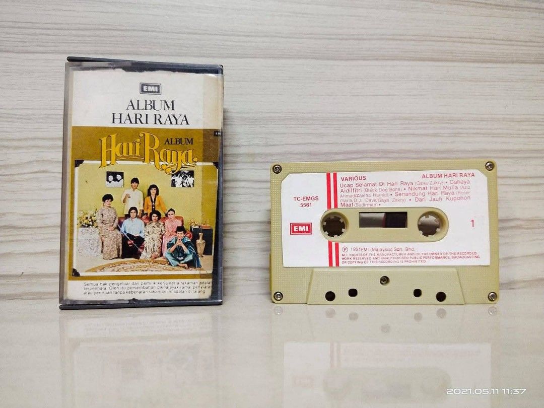 Album Hari Raya - Various Artists, Hobbies & Toys, Music & Media, CDs ...