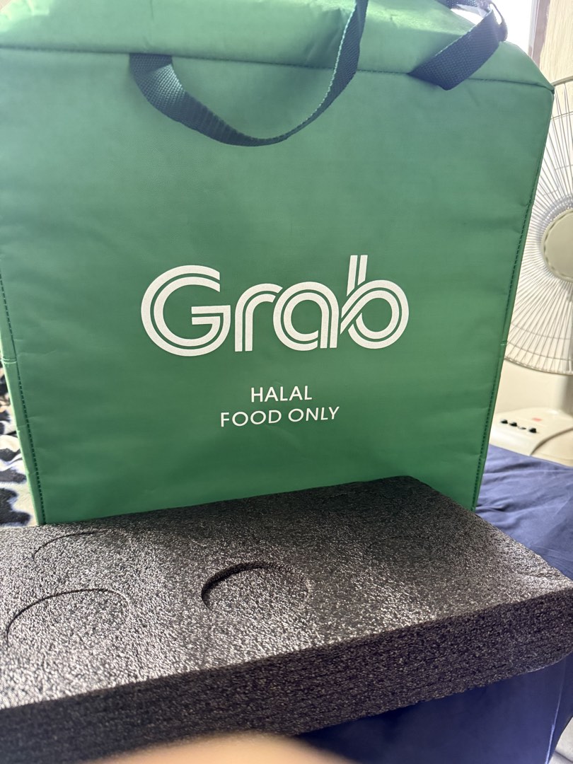 Grab Food Delivery Bag - Halal, Food & Drinks, Beverages on Carousell