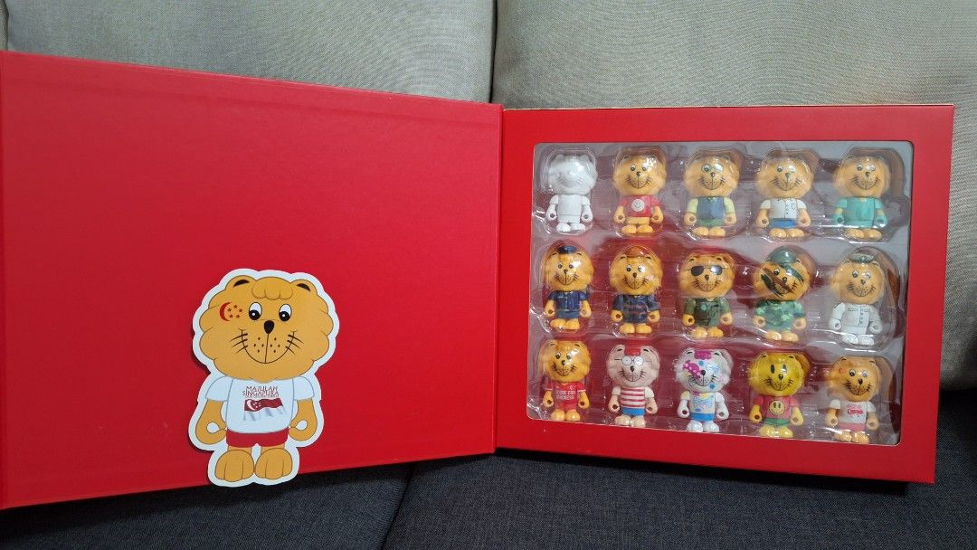 NDP Singa Lion Figurine Set - Limited Edition, Hobbies & Toys, Toys ...
