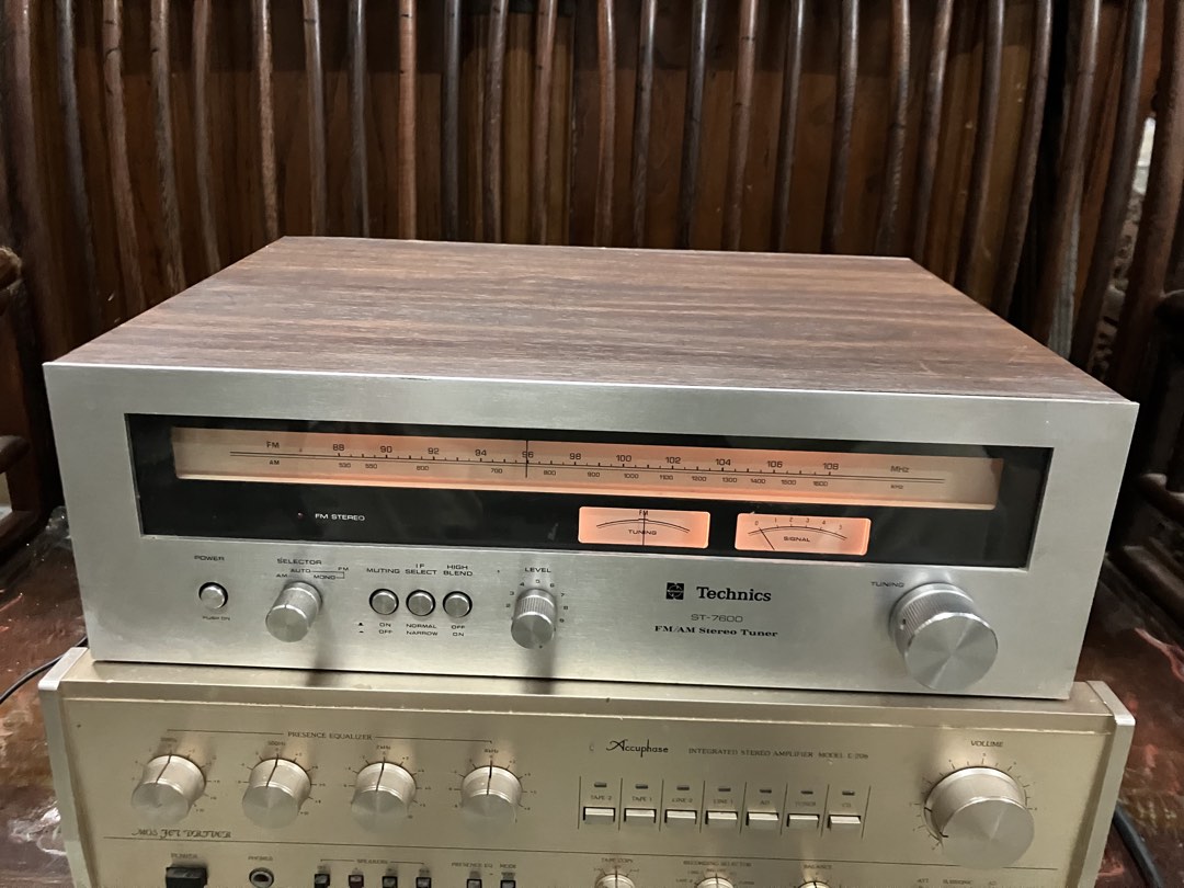 Technics ST-7600 AM/FM Stereo Analog Tuner 收音機頭, 音響器材, 音樂播放裝置 MP3及CD ...