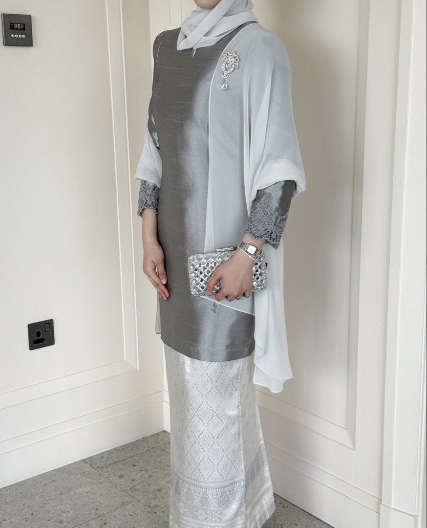 Guzel KL Norma in Grey, Women's Fashion, Dresses & Sets, Traditional ...