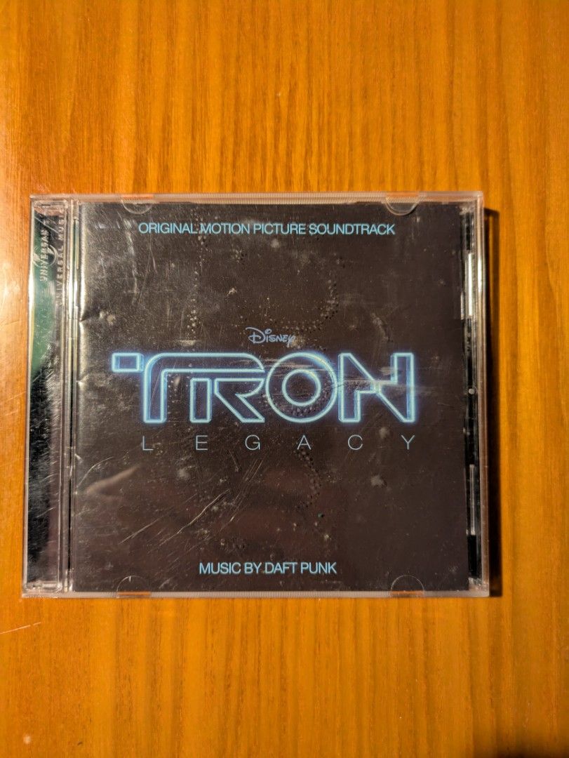 Tron: Legacy Soundtrack CD by Daft Punk, Hobbies & Toys, Music & Media ...