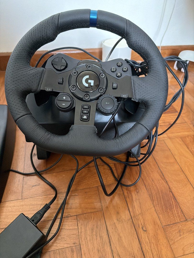 Logitech G923 Racing Wheel and Pedals, Video Gaming, Gaming Accessories ...