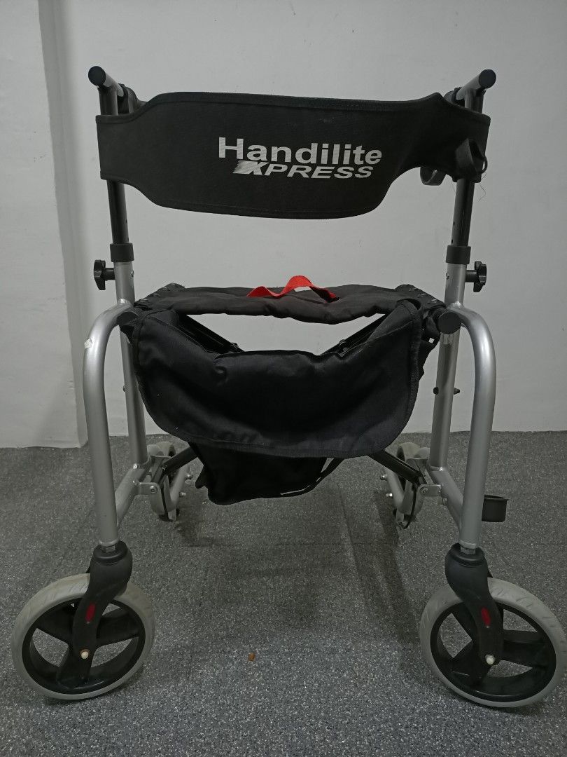Walking aid rollator (Handilite xpress rollator), Health & Nutrition ...