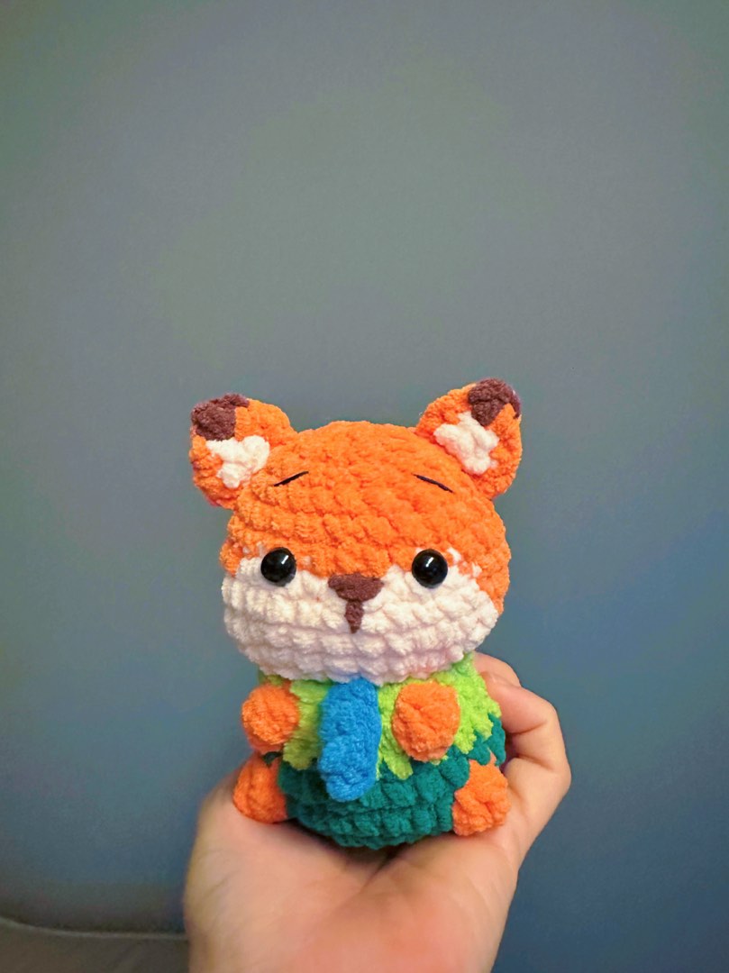 Zootopia nick Wilde crochet, Hobbies & Toys, Stationery & Craft ...
