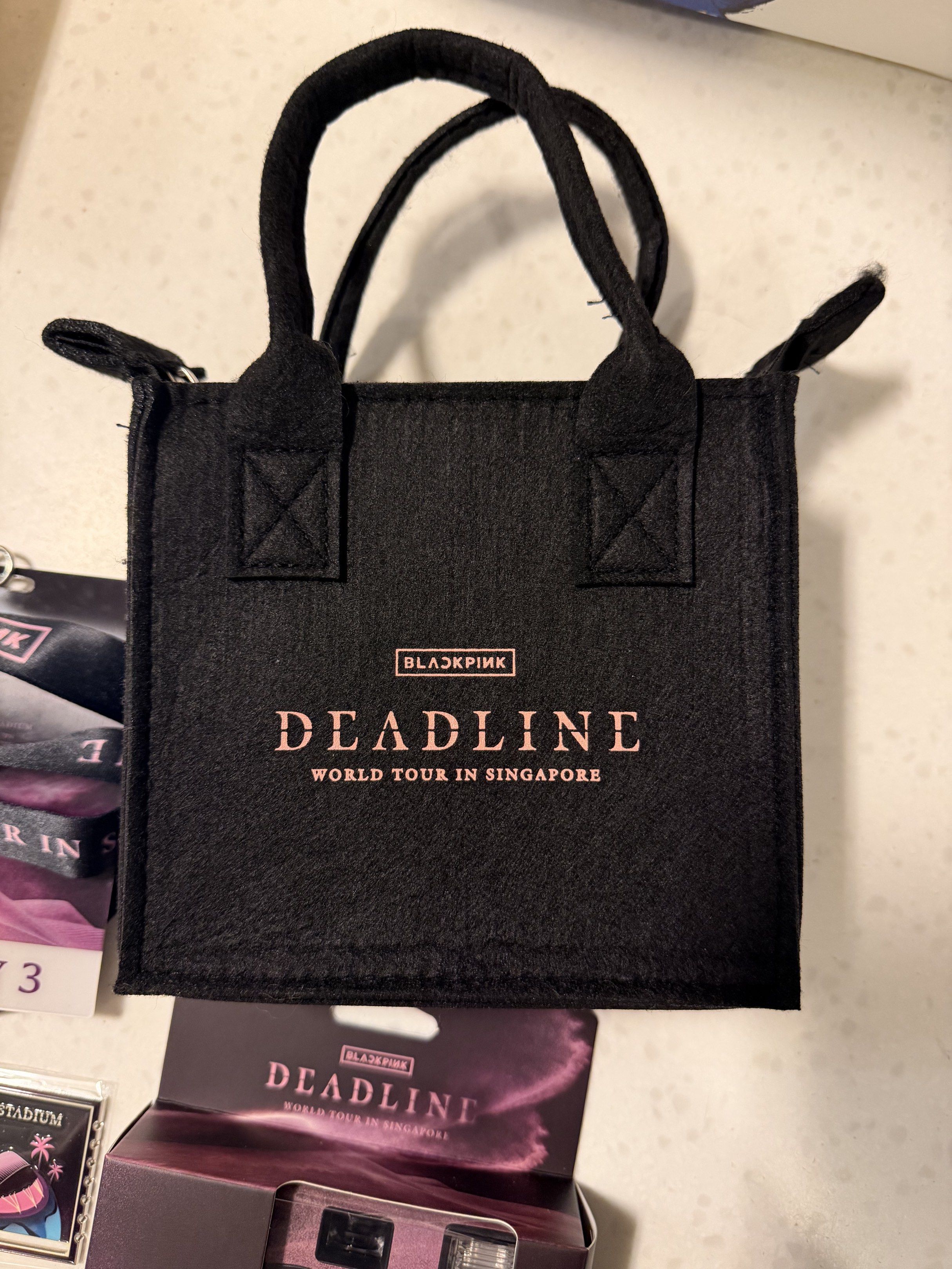BLACKPINK DEADLINE World Tour in Singapore Merchandise Bundle, Hobbies ...