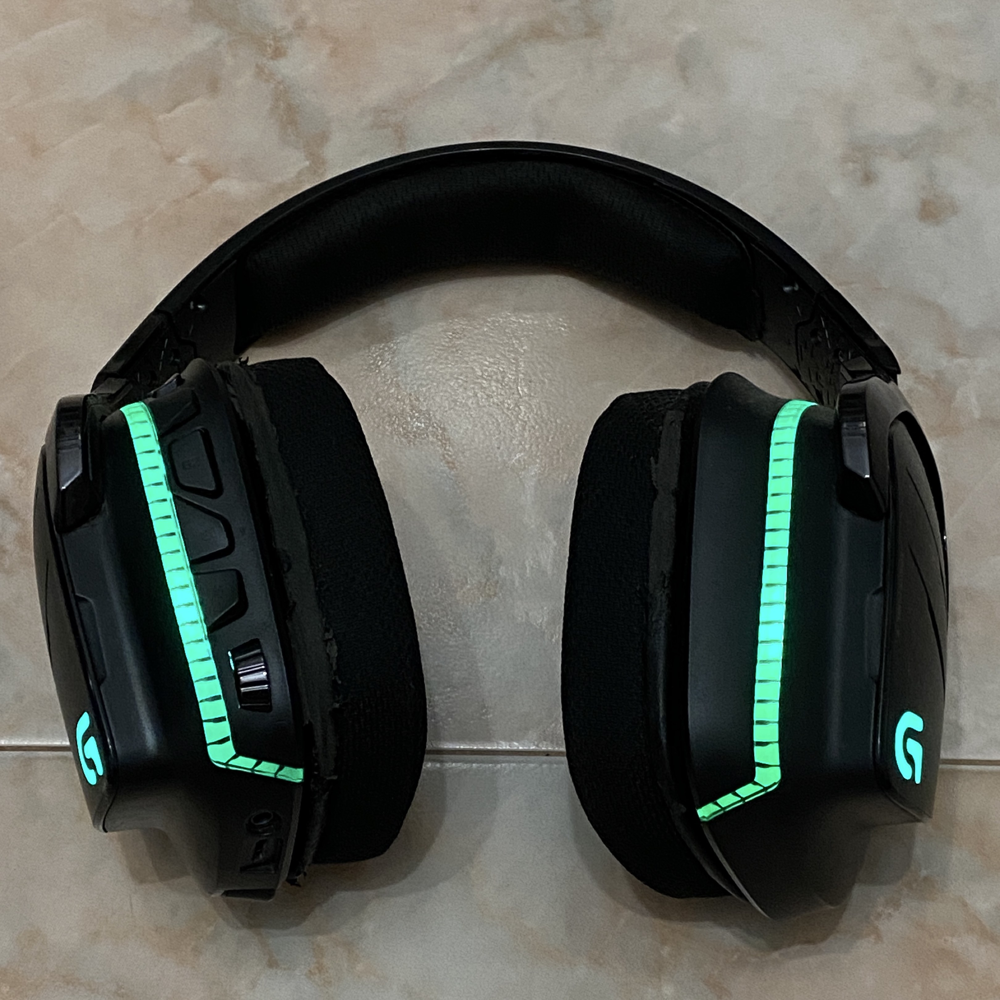 Logitech G933 Artemis Spectrum Wireless Gaming Headset, Audio ...