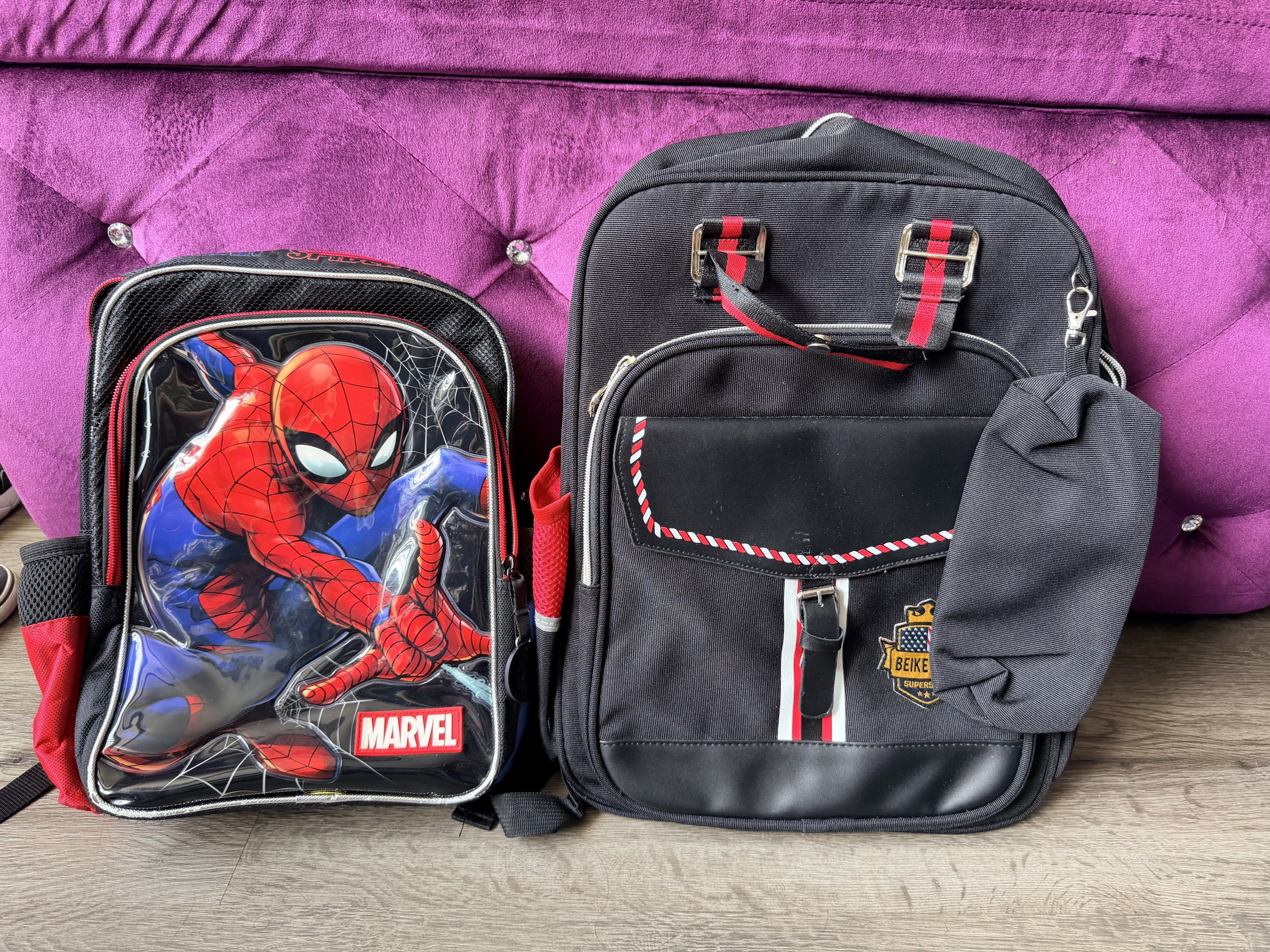 Marvel Spider-Man Backpack & Beike School Bag, Men's Fashion, Bags ...