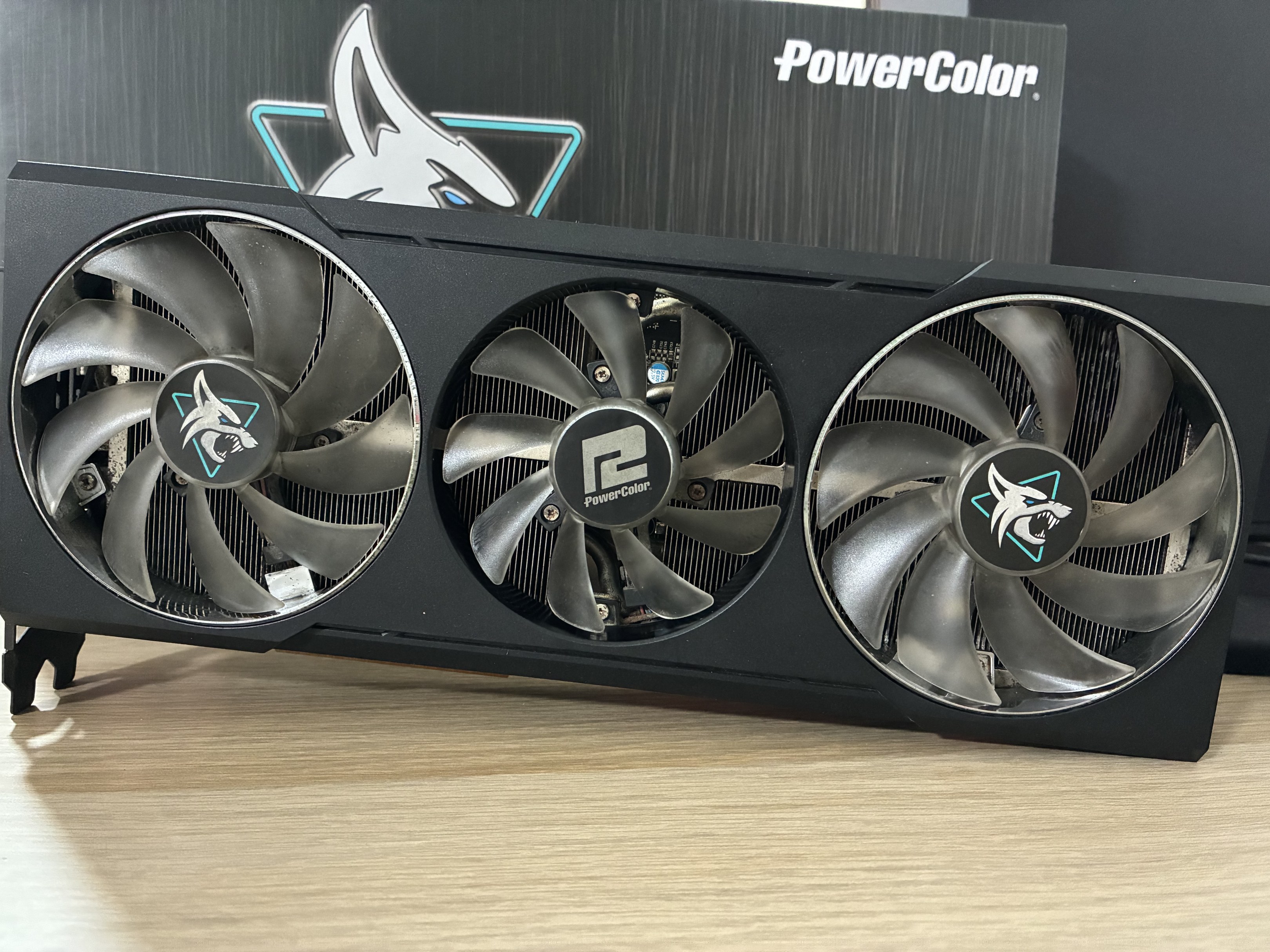 PowerColor Hellhound RX 6700 XT 12GB GDDR6 Graphics Card | Beats RTX ...