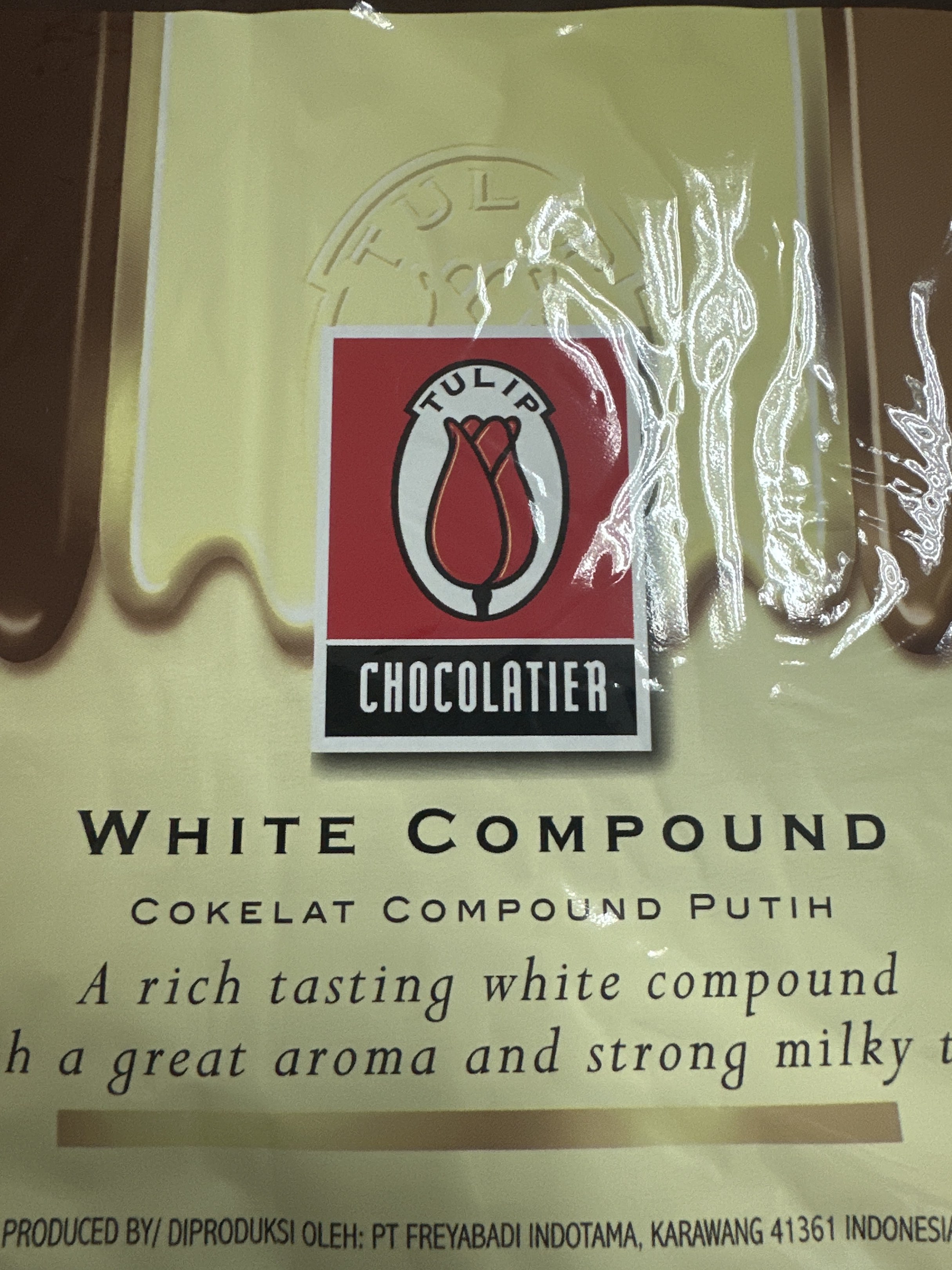 Tulip Chocolatier White Compound Chocolate, Food & Drinks, Packaged ...