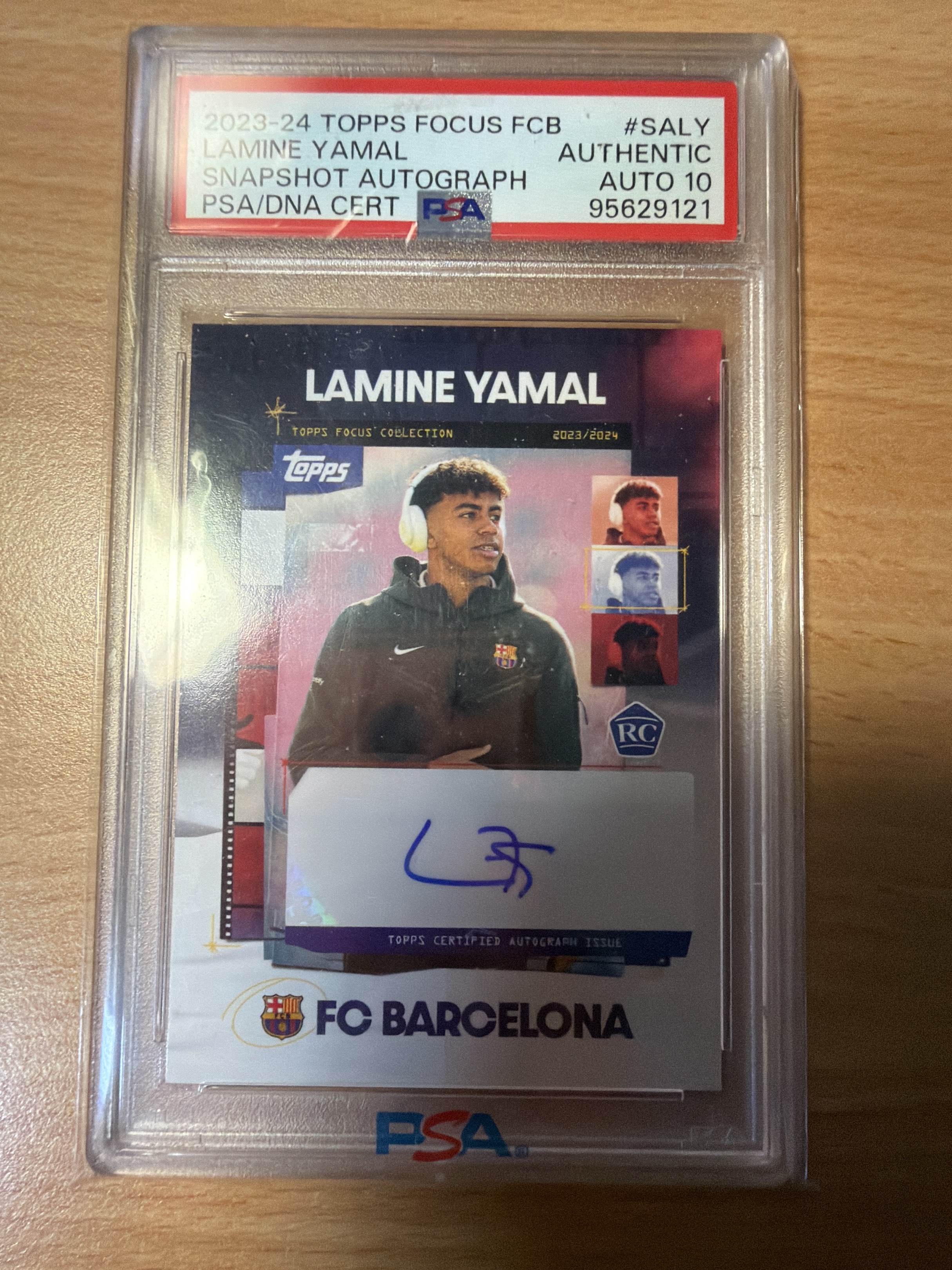 2023-24 Topps Focus FCB Lamine Yamal Auto Card, Hobbies & Toys, Toys ...