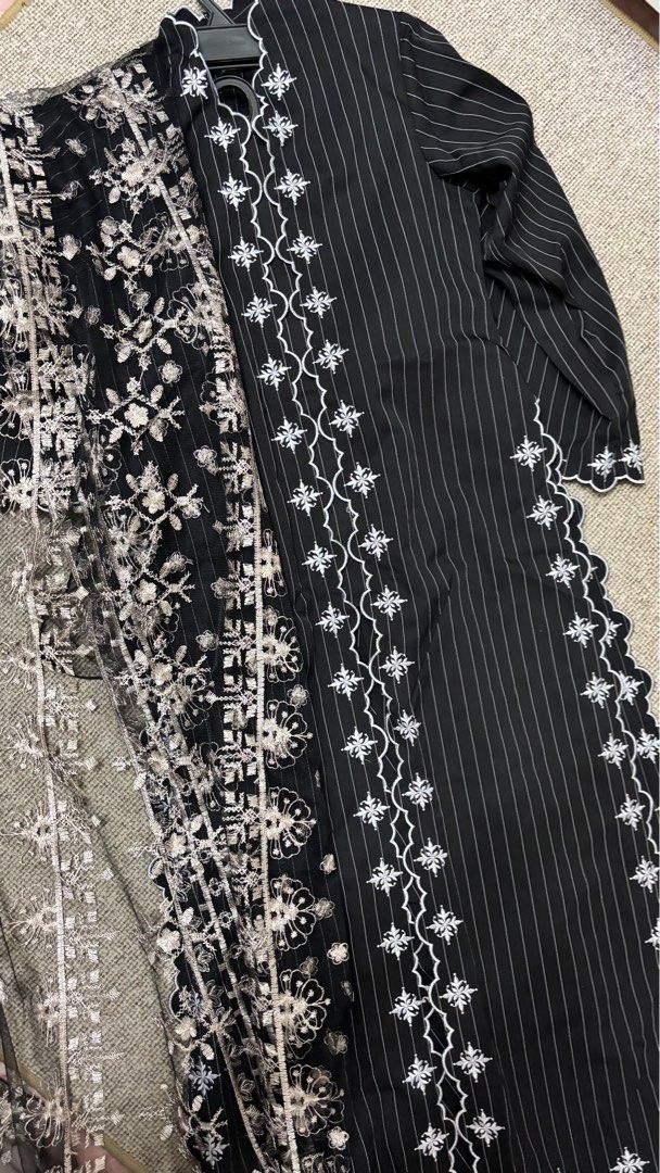 Azuredzua - Tun Laila Kebarung in mystical black, Women's Fashion ...