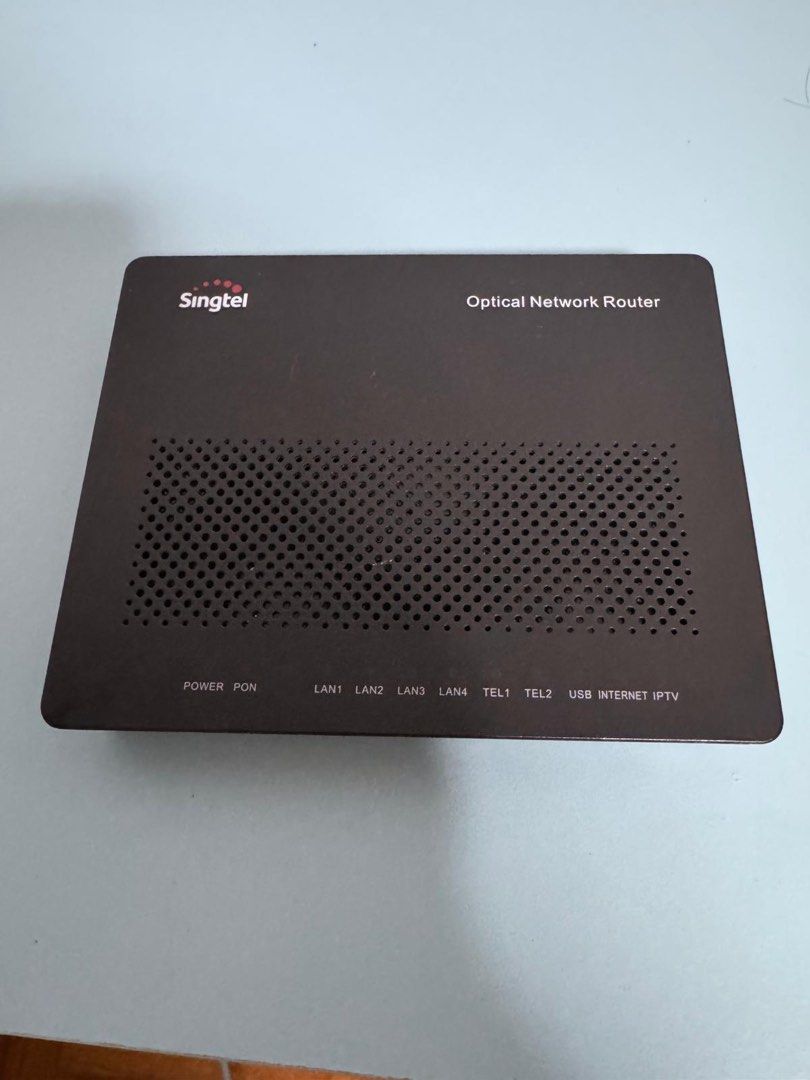 SingTel Wifi Gigabit Router AC Plus and optical Network Router ...