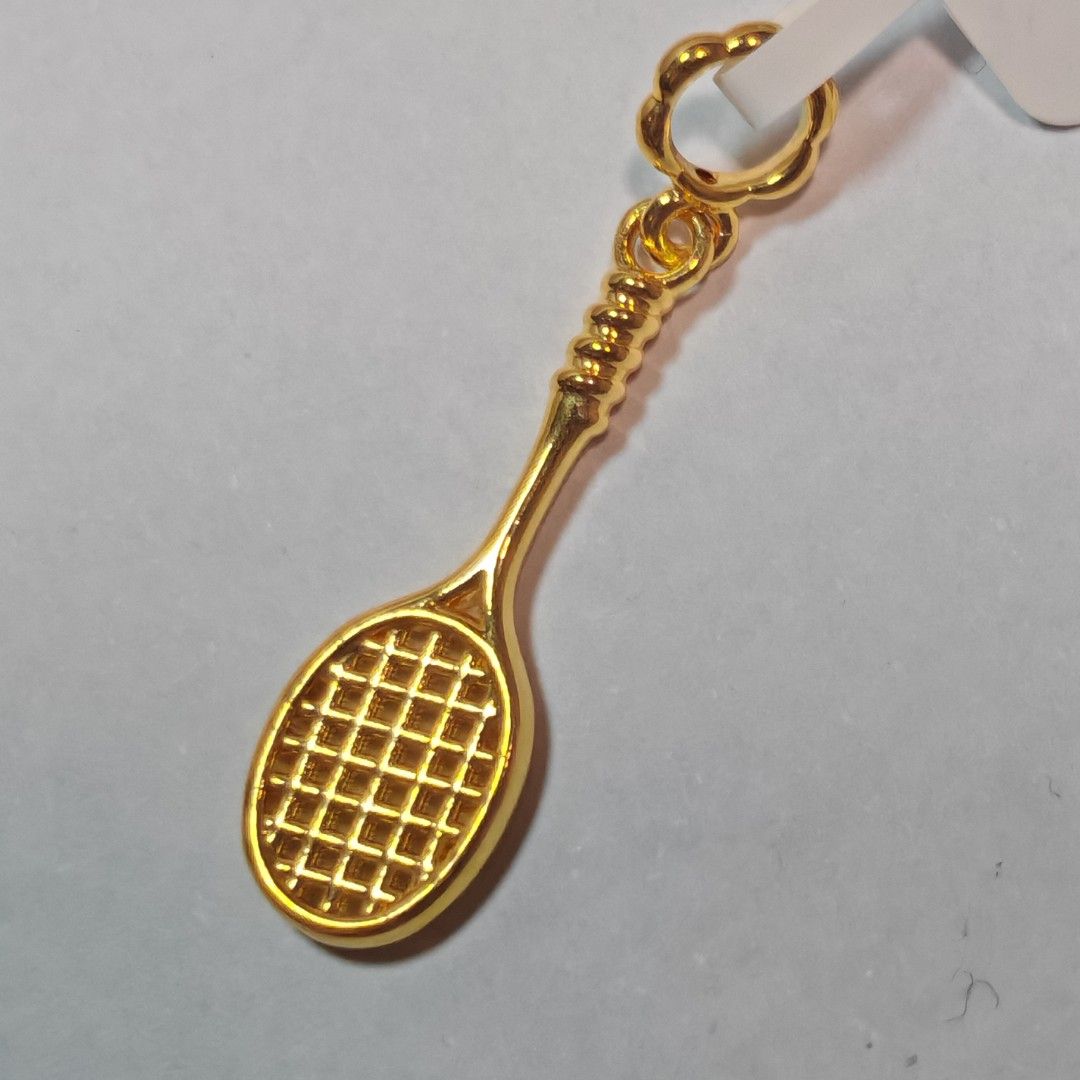 916 Gold Pendant Badminton Racket, Women's Fashion, Jewelry ...