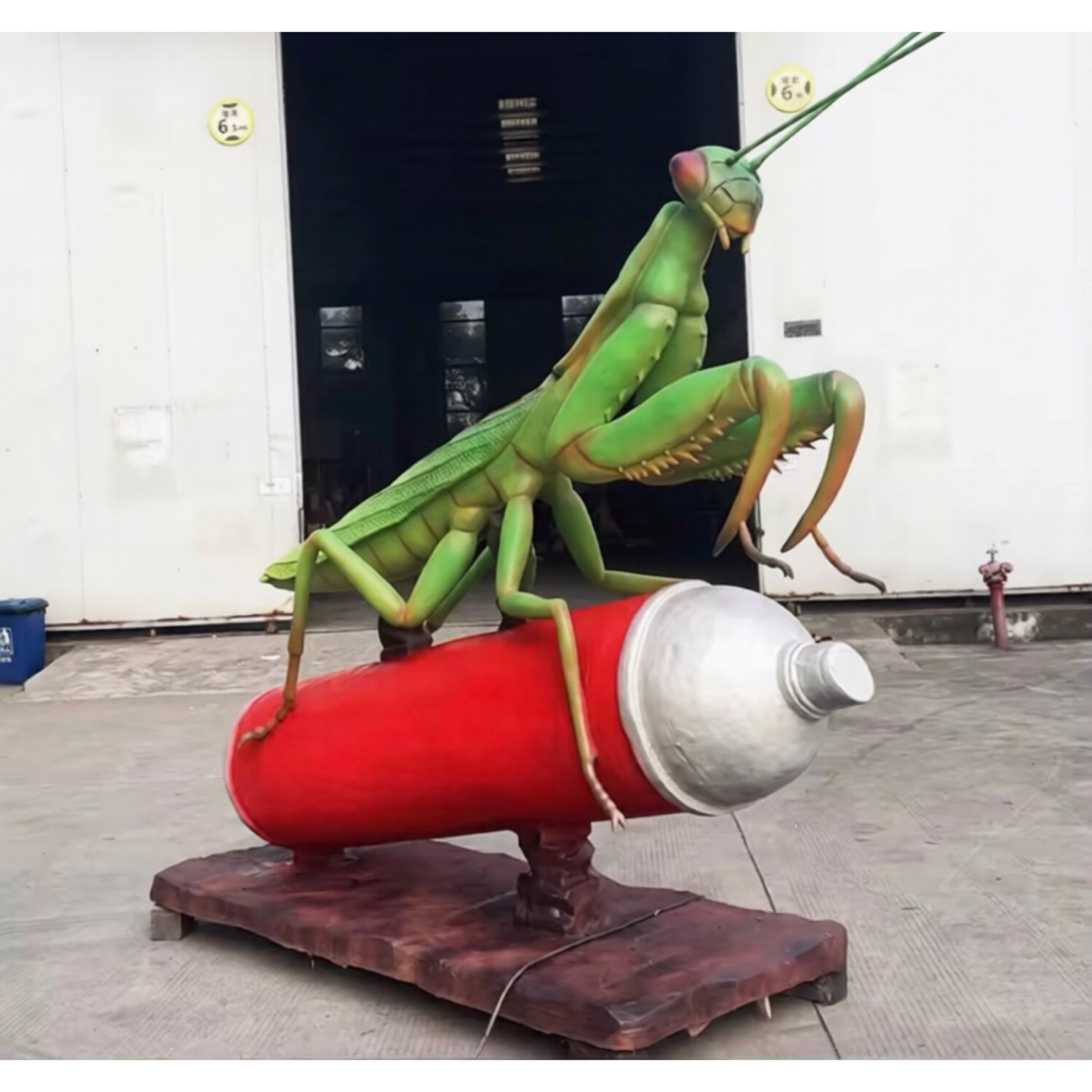 Animatronic Large Metal Mantis Statue Insect Model, Hobbies & Toys ...