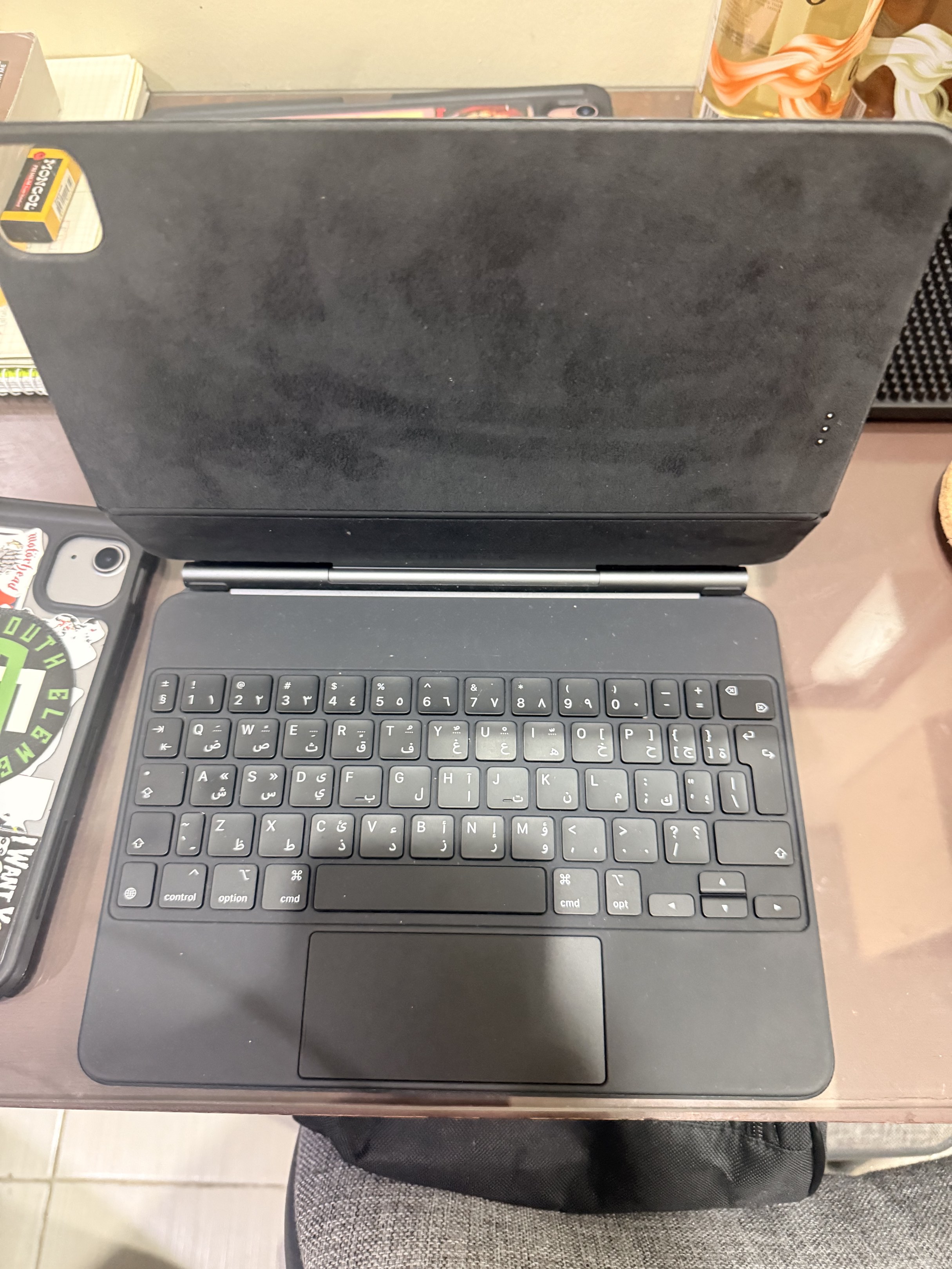 Apple Magic Keyboard for iPad Air and Pro or even 10thgen A16 ...