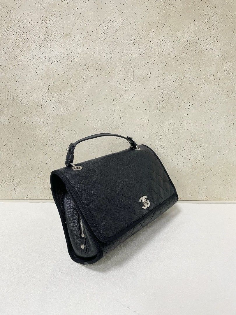 Chanel 2Way Envelope Flap in Black Calfskin Top Handle SHW, Luxury ...