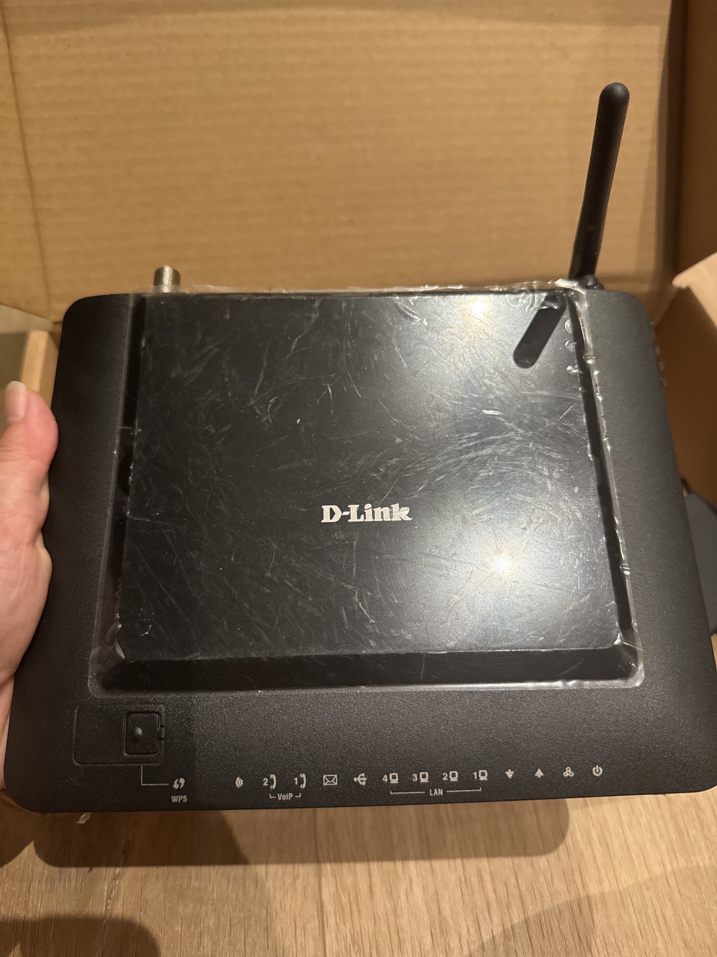 D-Link DCM-G04 Router, Computers & Tech, Parts & Accessories ...