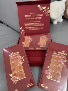 HSBC Premier Elite Red Packets Set 滙豐銀行 2026 卓越理財專尚 利是封, 興趣及遊戲, 手作＆自家設計 ...