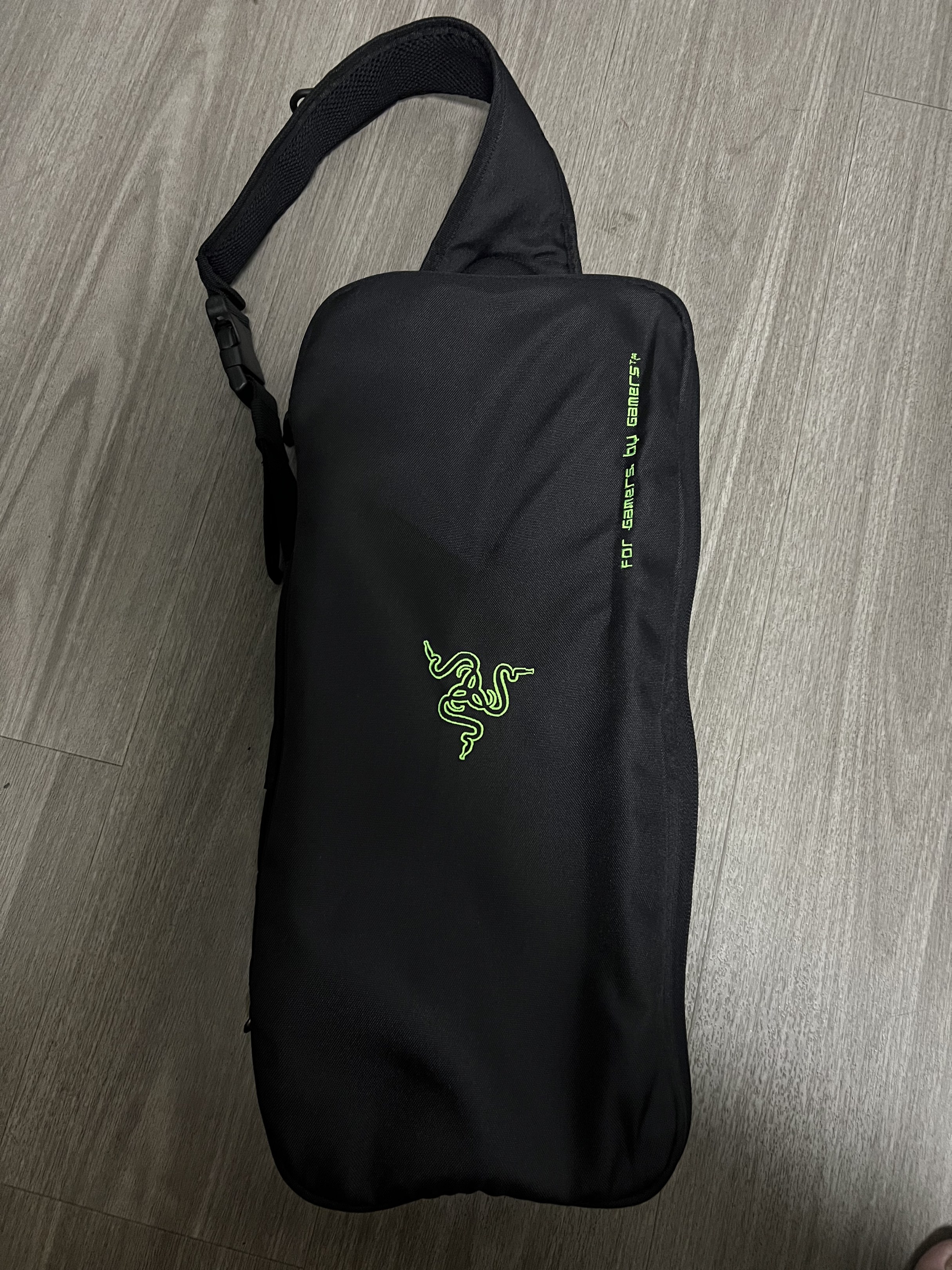 Razer Gaming Sling Bag, Men's Fashion, Bags, Sling Bags on Carousell