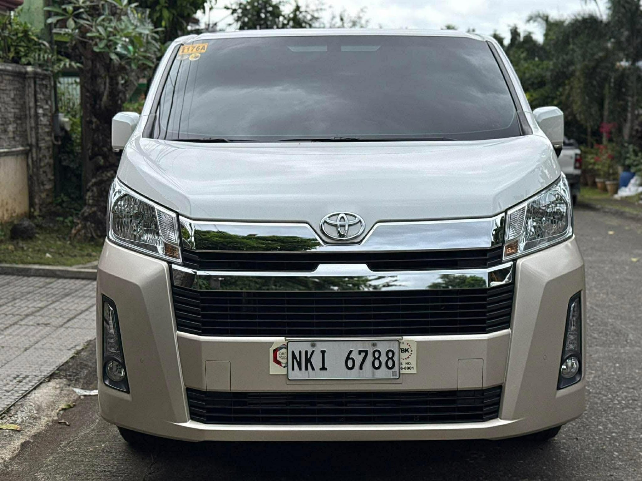 Toyota hiace gl grandia For Sale | Buy 100+ Toyota hiace gl grandia ...