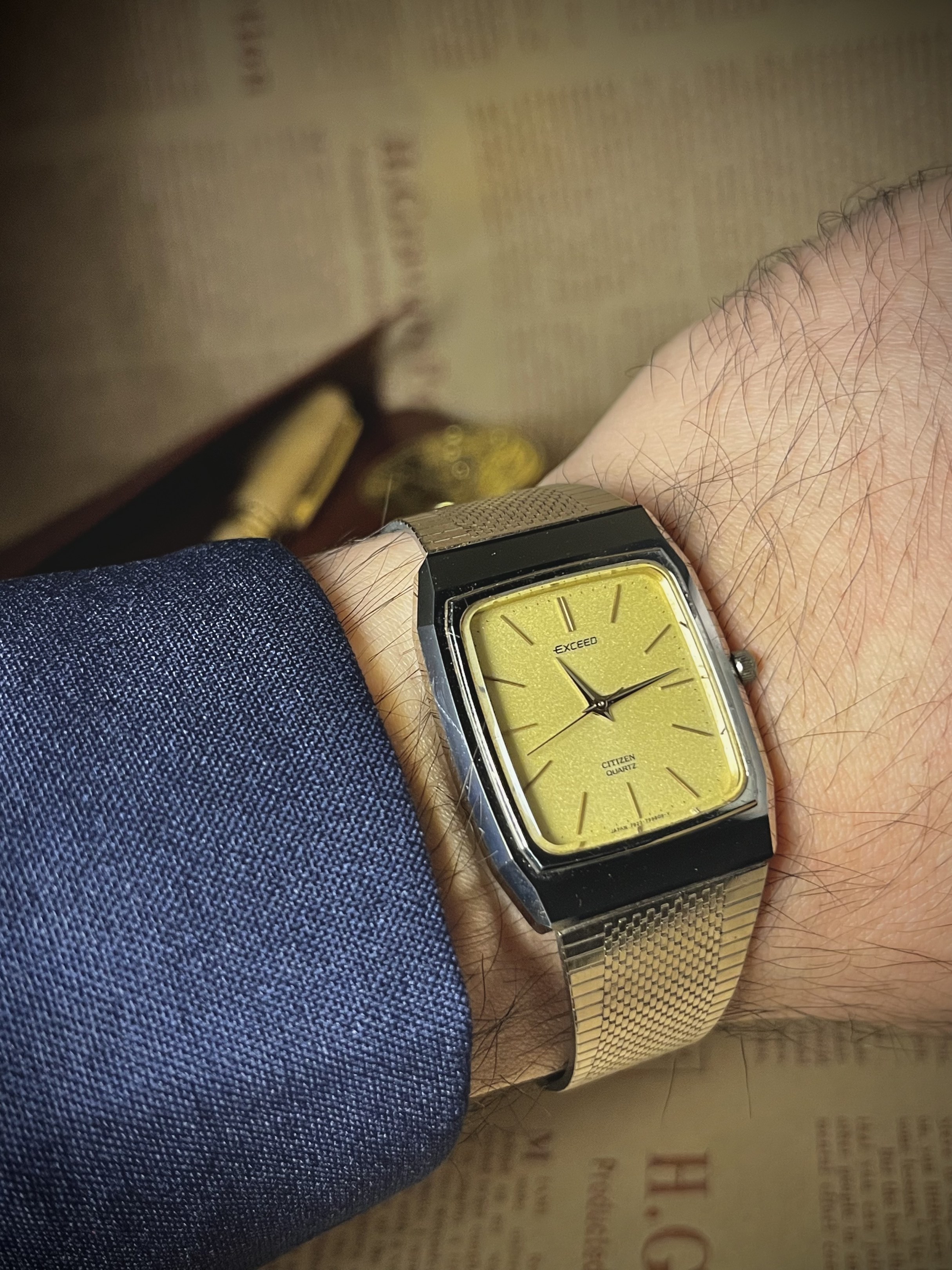 Vintage Citizen Exceed Tank Gold Dust Dial 1980s, Men's Fashion ...