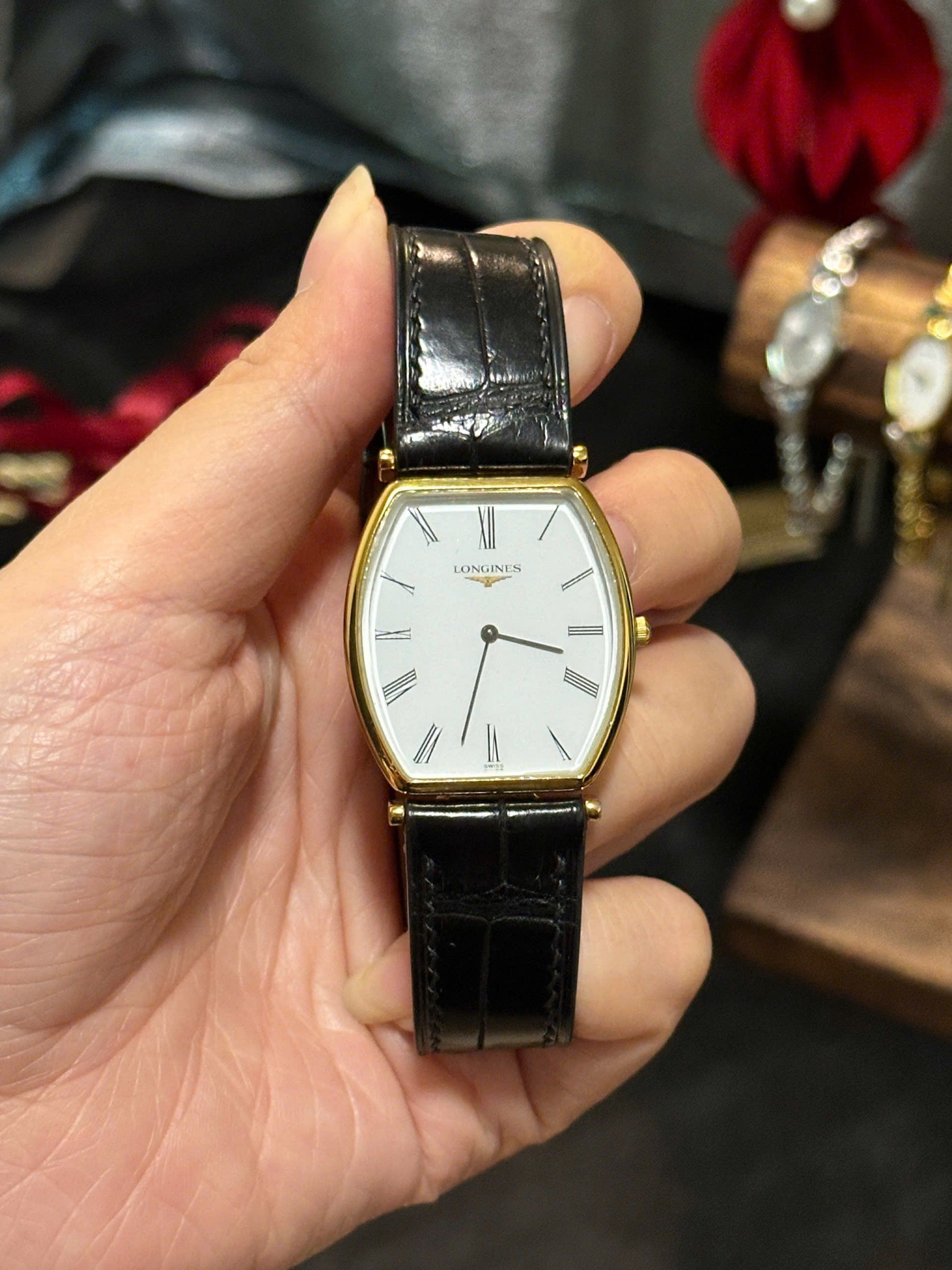 Vintage LONGINES La Grande Classique Ultra-Thin Roman Dial Watch ...