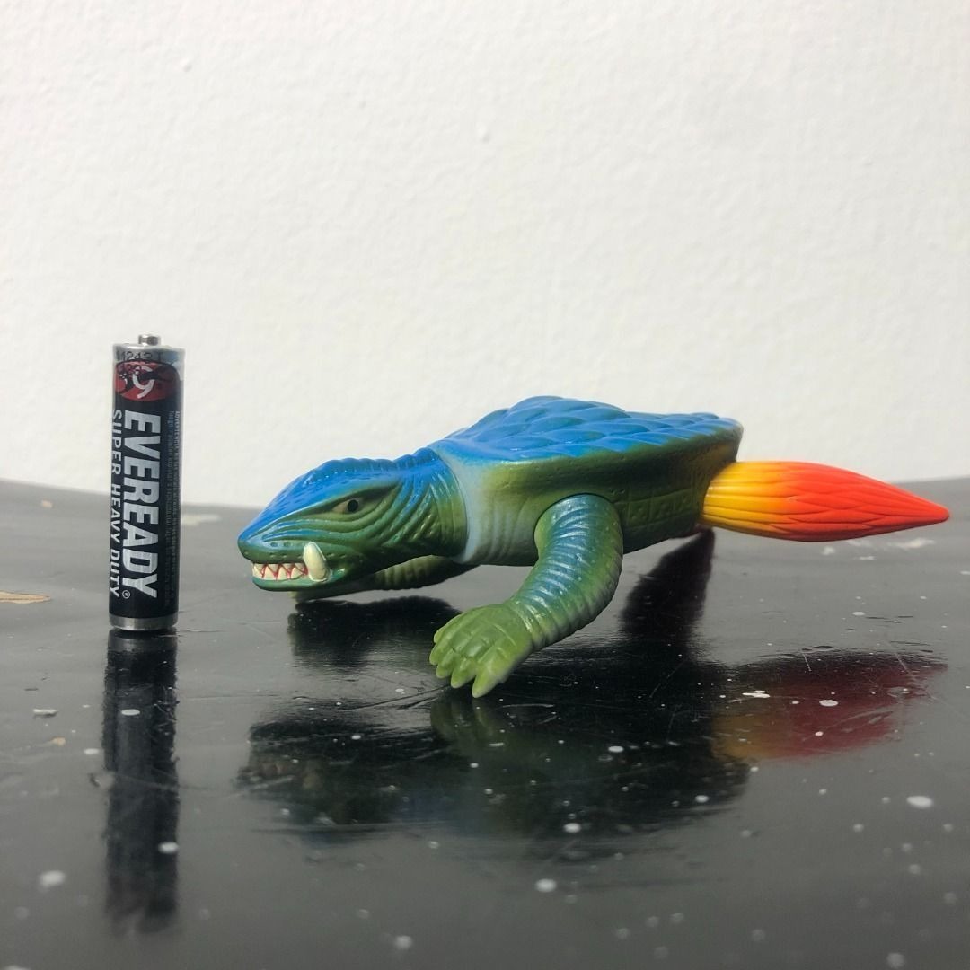Vintage 2002 TAKARA TOMY Gamera Flight Form Figure, Hobbies & Toys ...