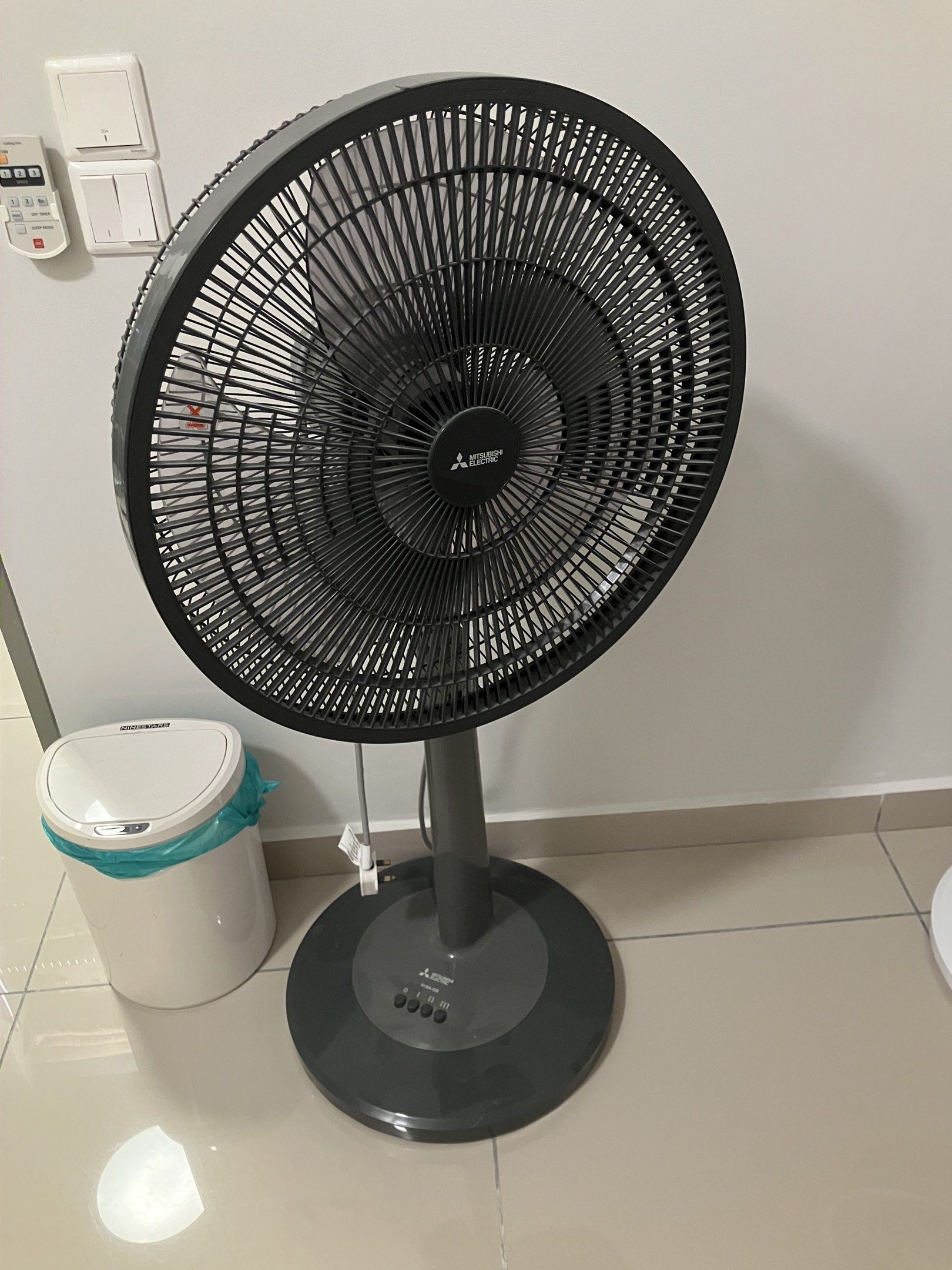 Mitsubishi Electric Stand Fan (18 inch), Furniture & Home Living ...